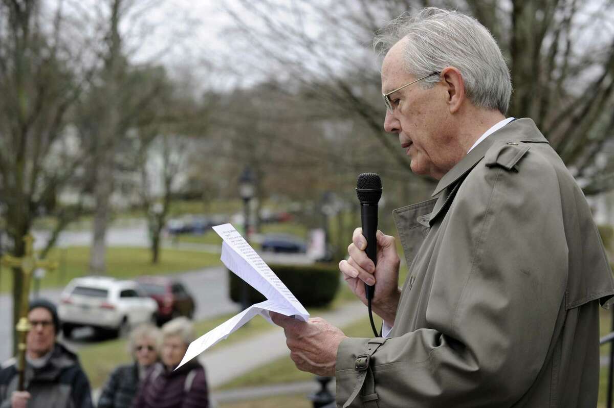 Longtime pastor retiring from First Congregational Church of New Milford