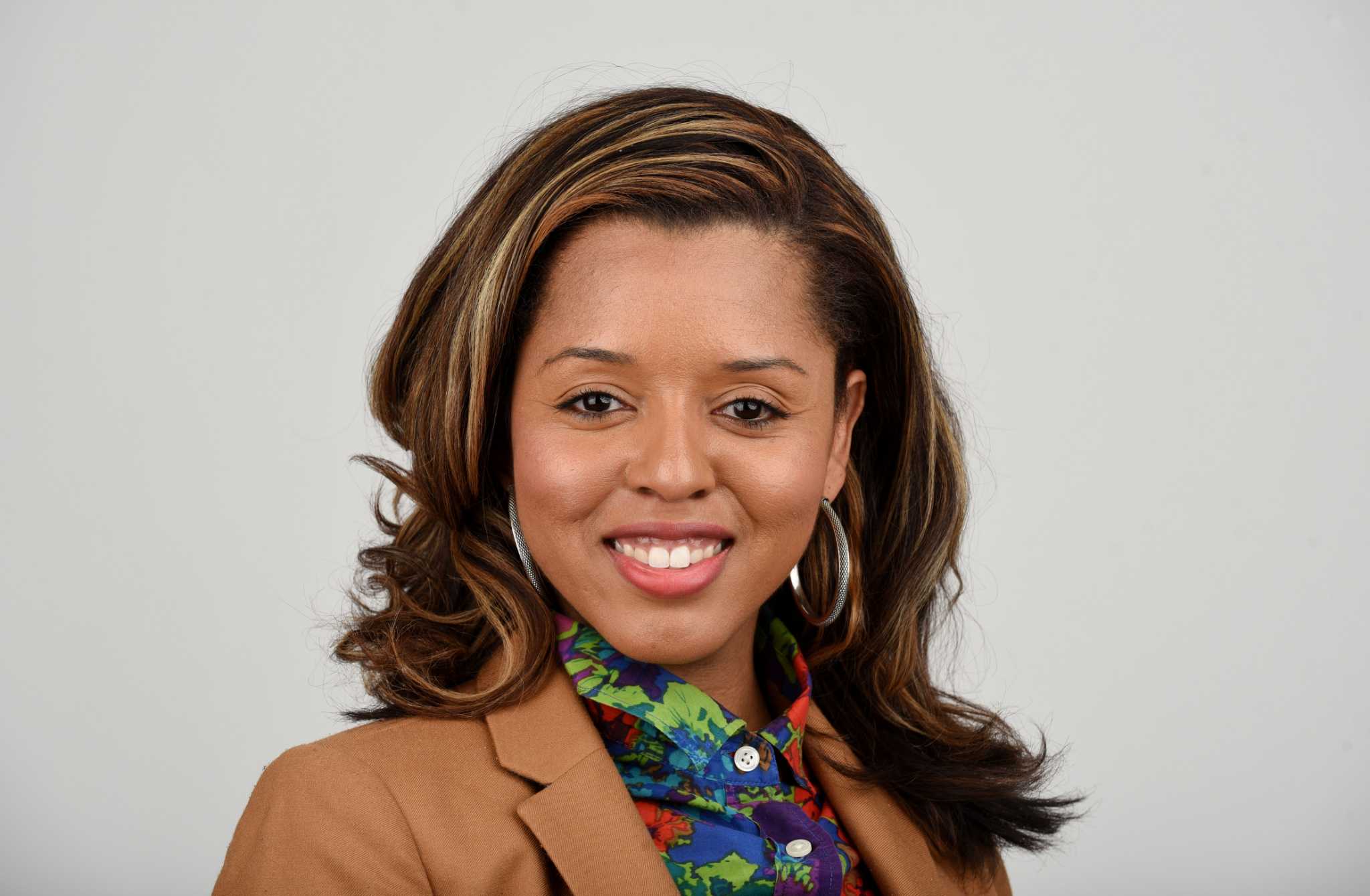 Dorcey Applyrs on setting the right personal, professional tone