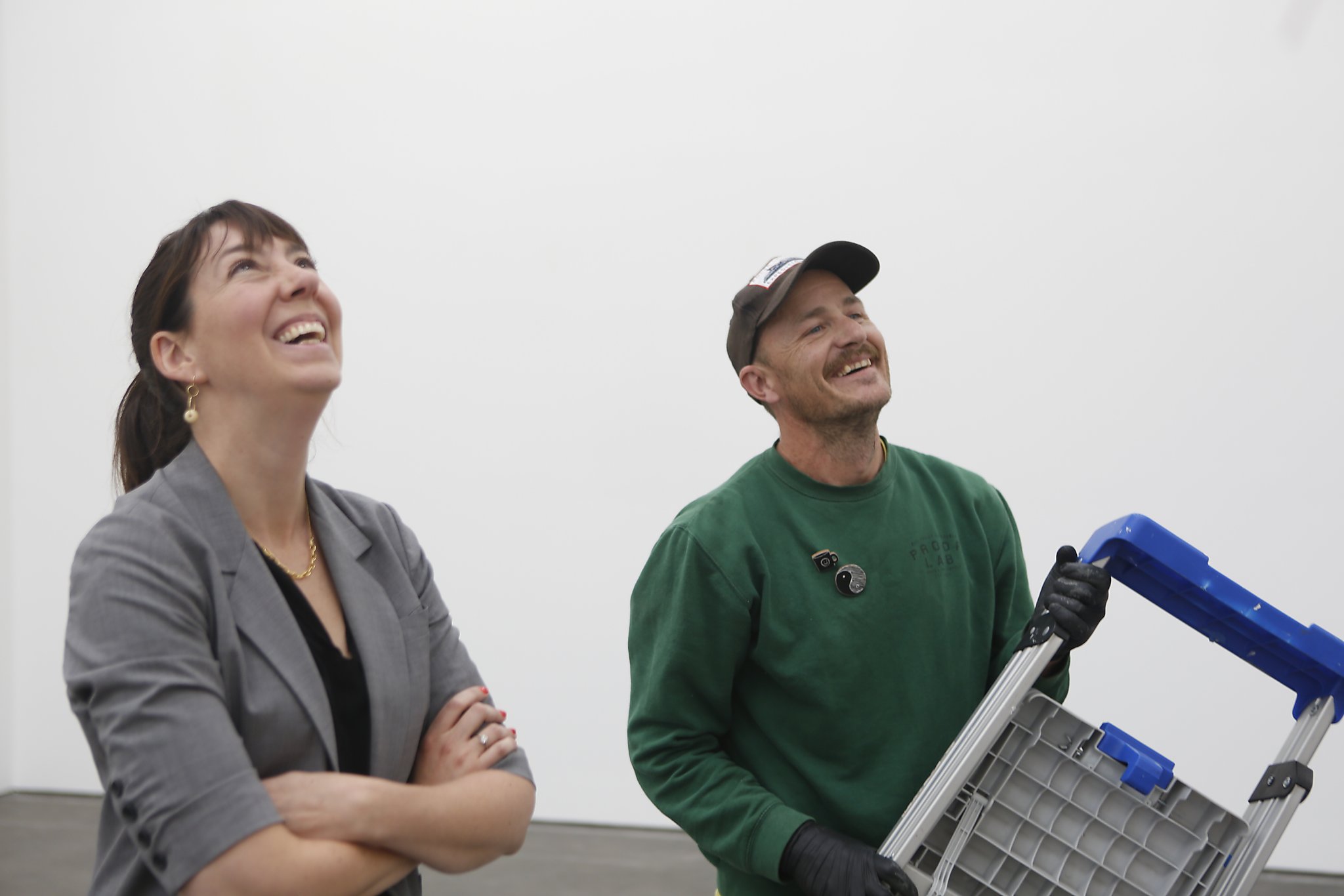 Will Rogan gives the mast from his houseboat to his art