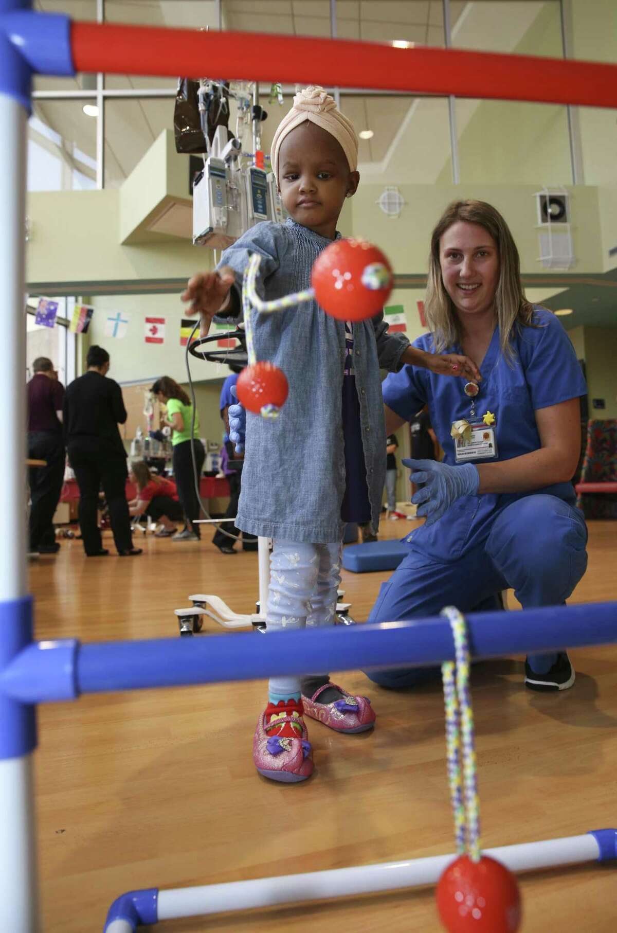 Olympic athlete engages pediatric cancer patients in MD Anderson ...