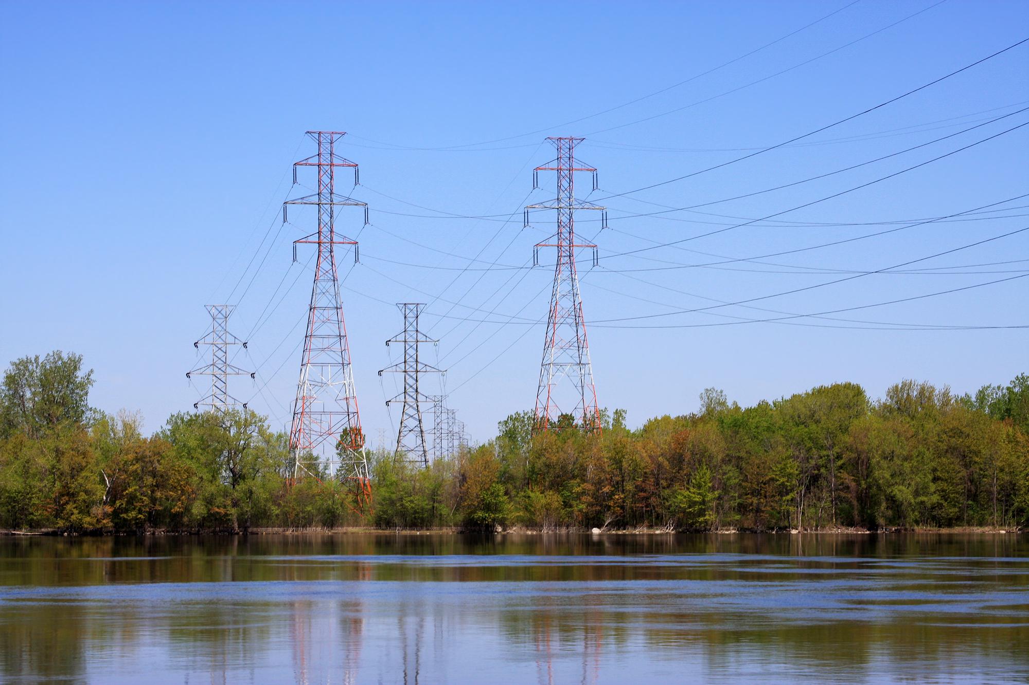 NRG drops power plans after tough talk from Texas regulators