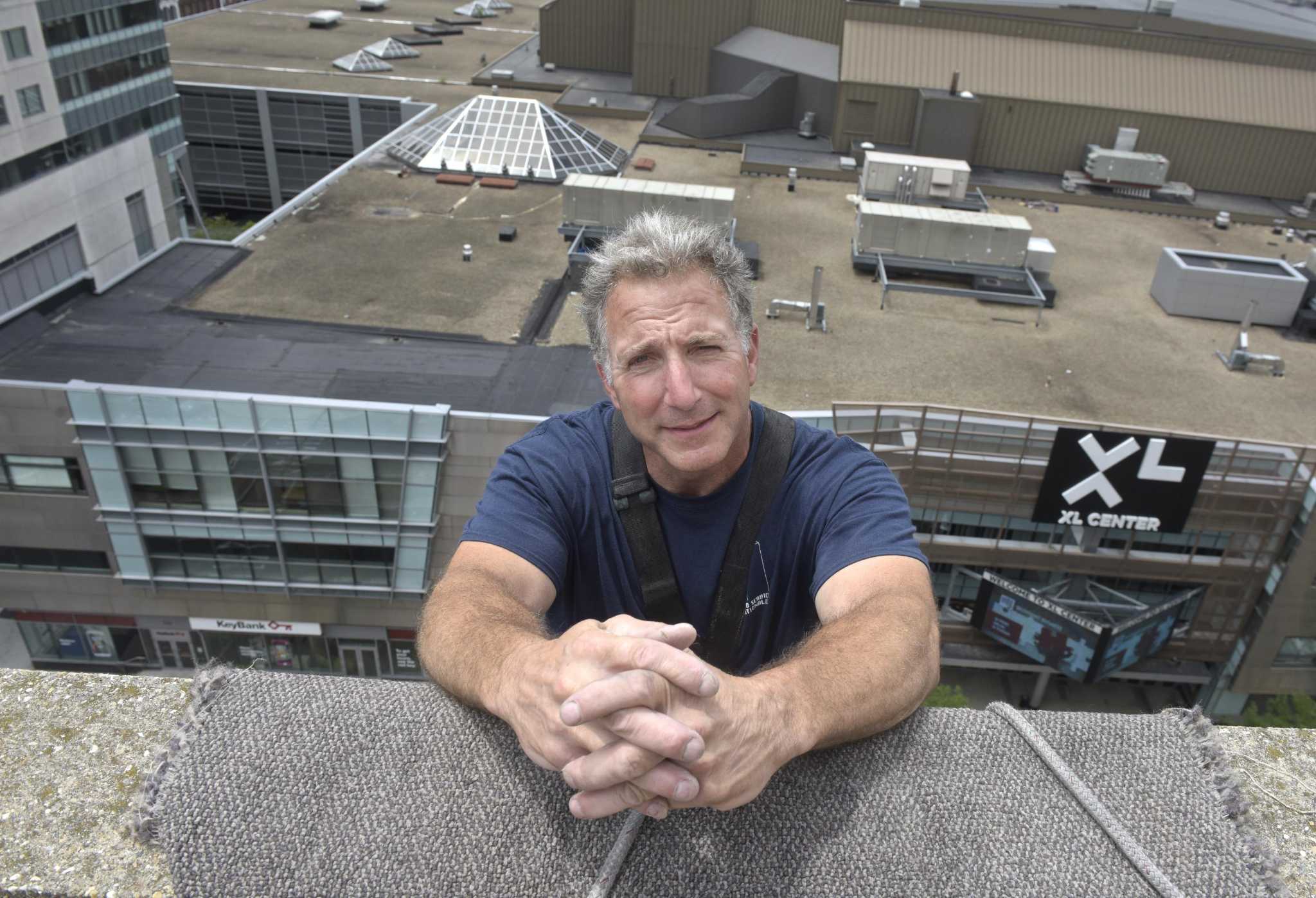 Matthew Corey, window washer, bar owner, candidate for U.S. Senate