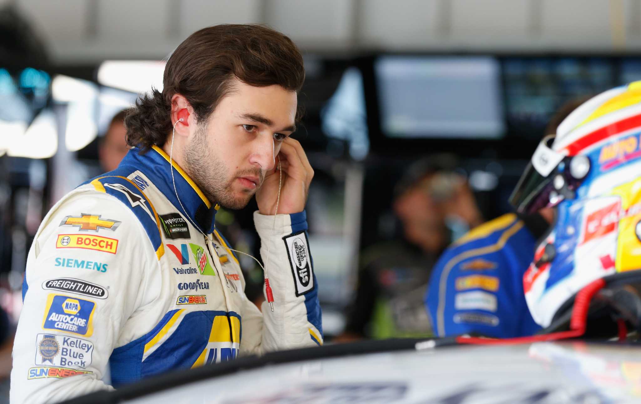 Elliott looks for a hot streak