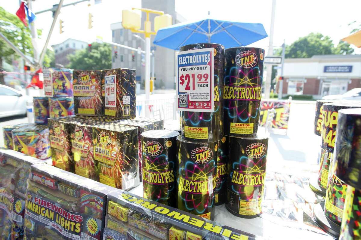 Fourth of July fizzles as Stamford fireworks vendors cite slow business