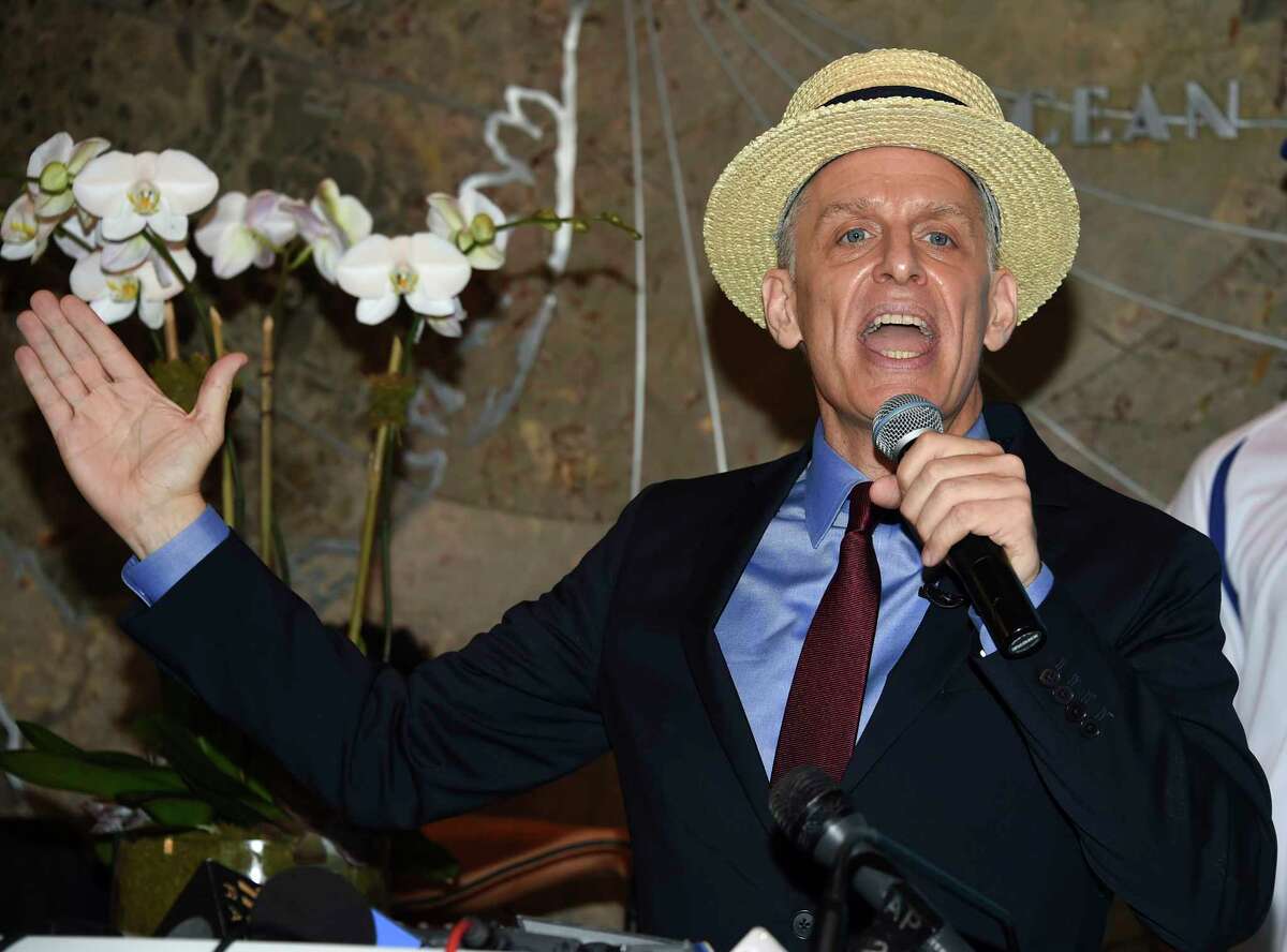 Scott on Haas' heels in bid for rare Masters repeat