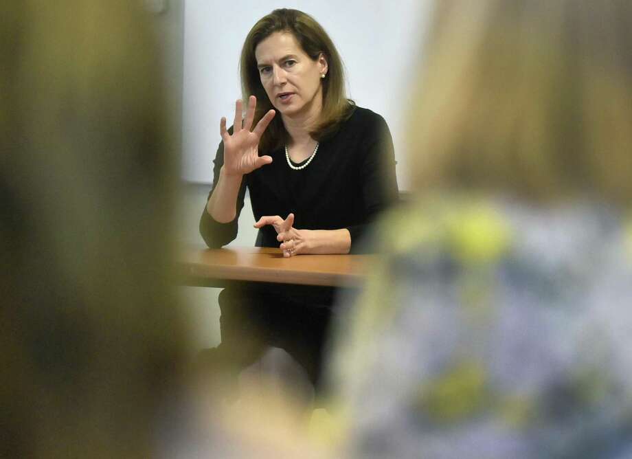 Susan Bysiewicz, an insider in an outsider’s year - Connecticut Post