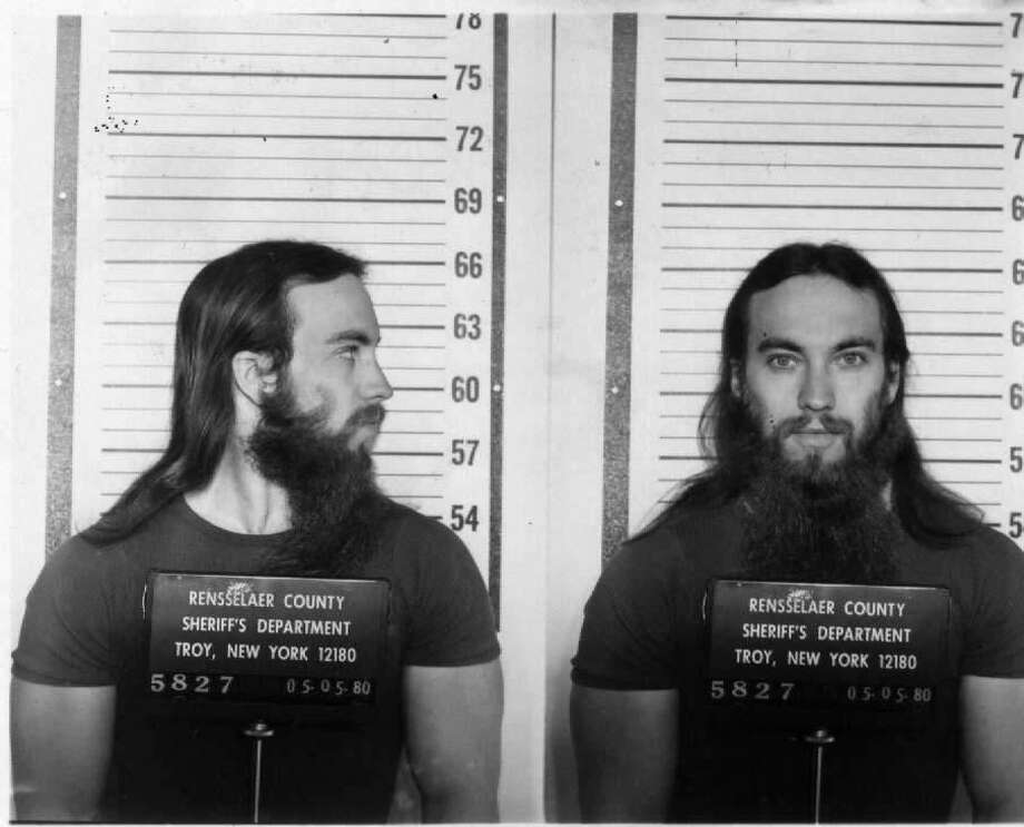 'I win:' Serial killer Gary C. Evans jumped to his death, avoiding ...