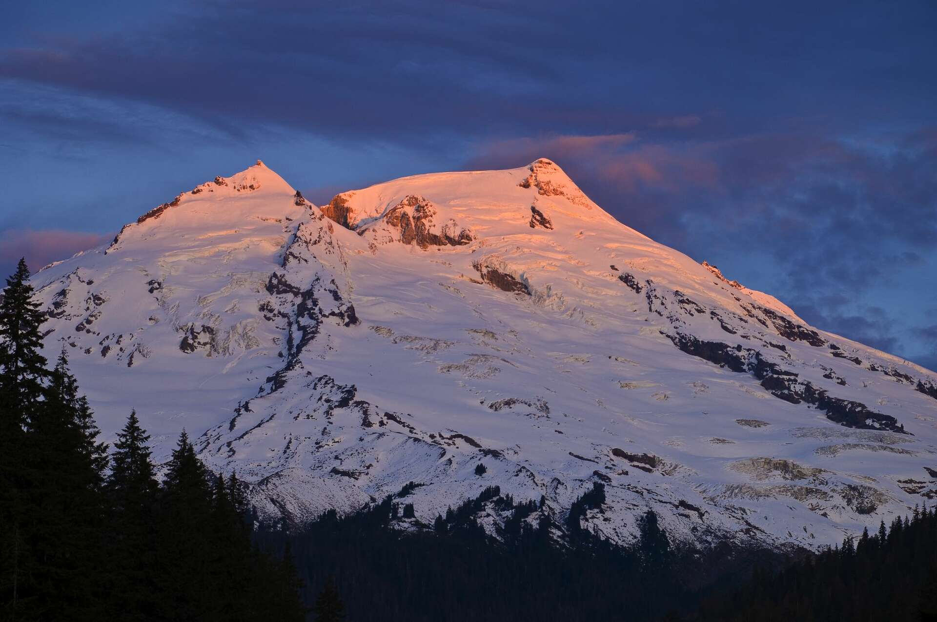 These West Coast volcanoes pose 'very high' threat, USGS says
