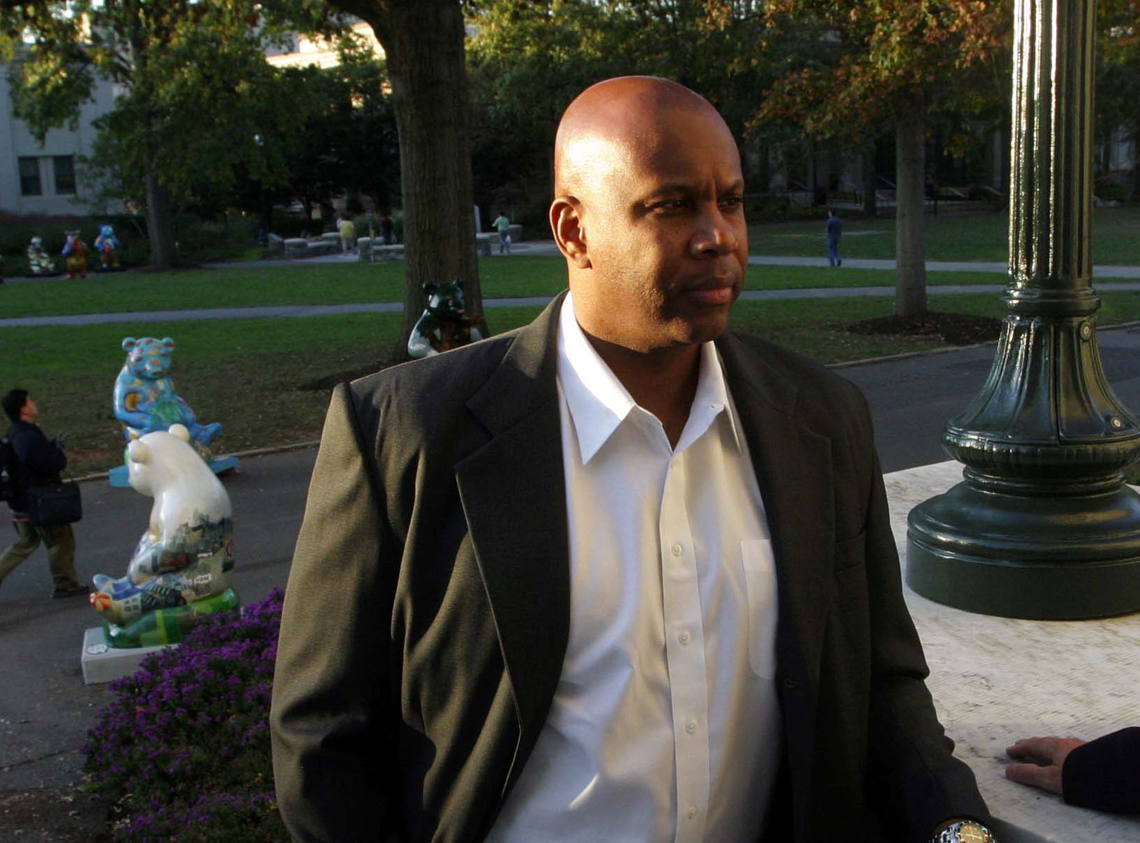 Former NBA player, from infamous punch of Rudy Tomjanovich, sentenced ...