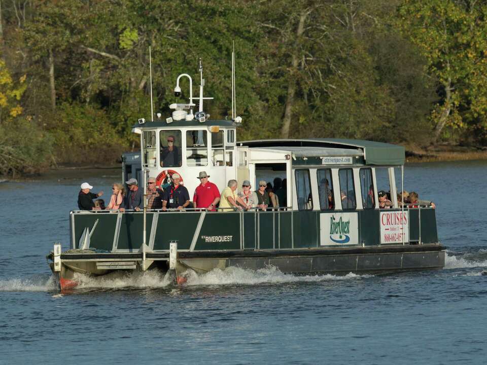 5 CT sightseeing and sunset cruises for a day on the water