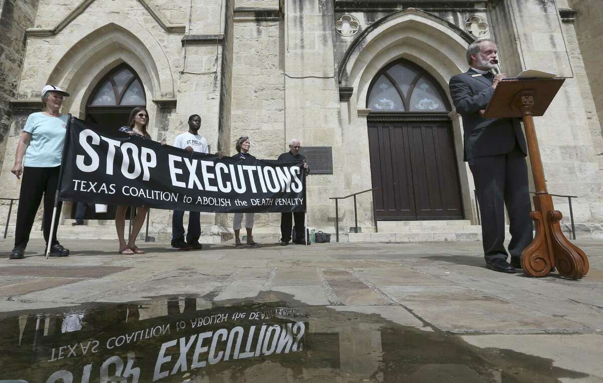 With a man’s execution days away, his victims react with fury or ...