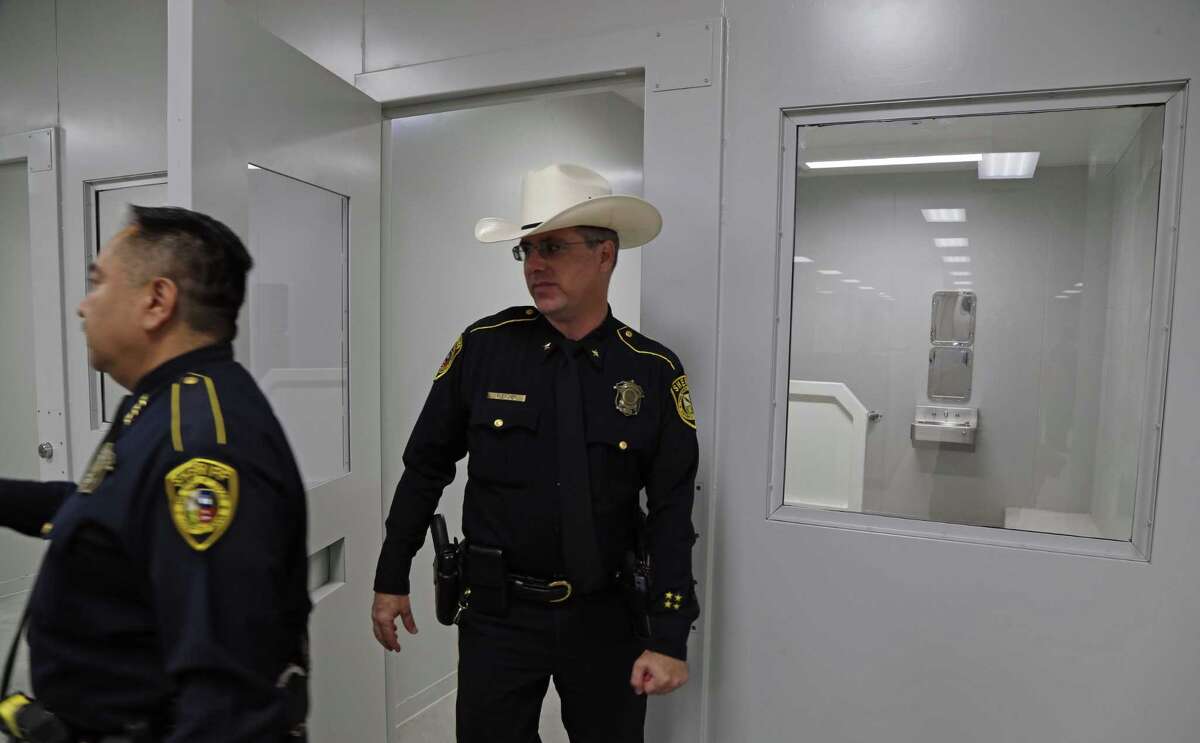 Tour of new intake center renews rift between officials