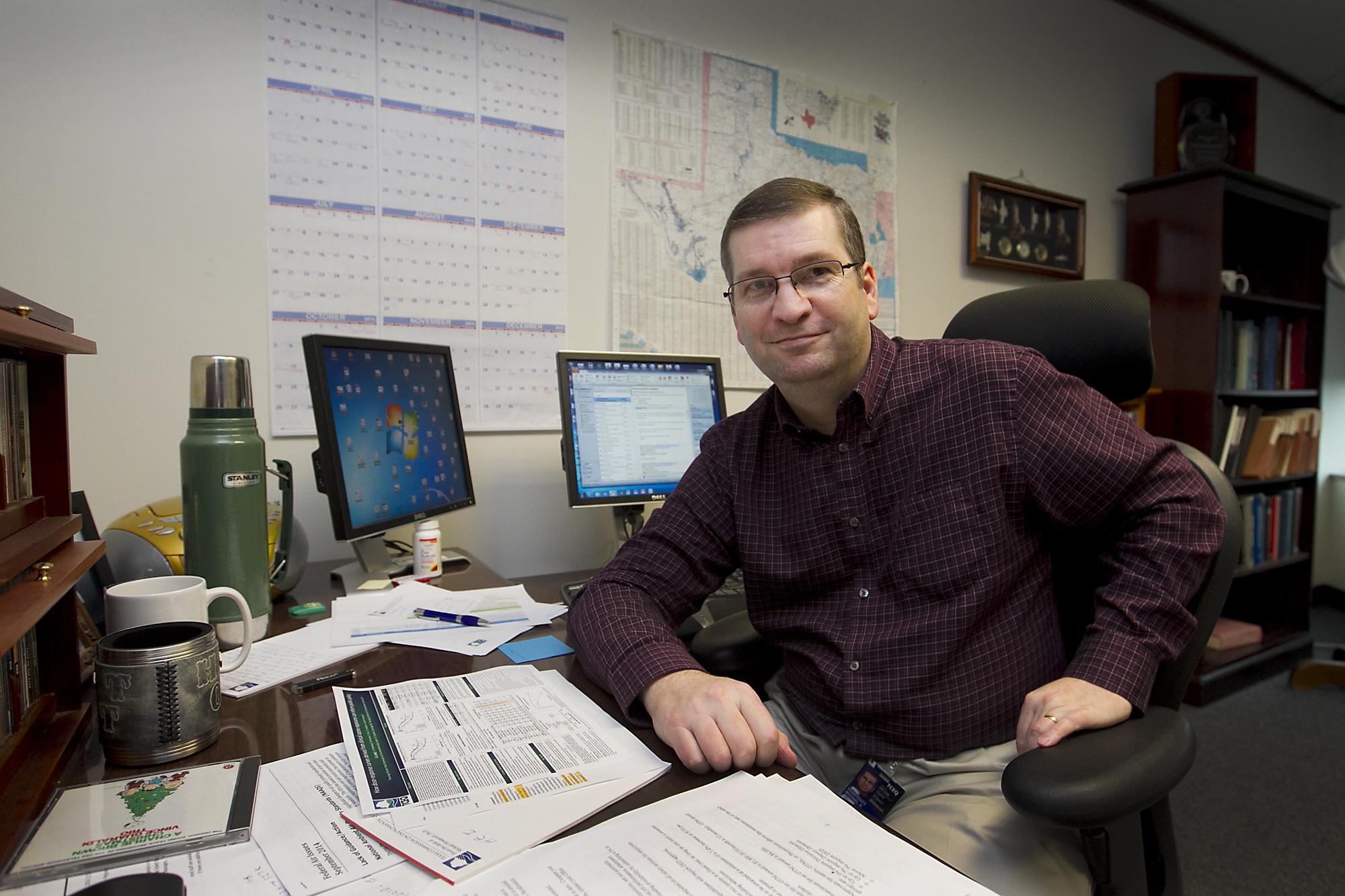 Texas scientist plays against type at the EPA