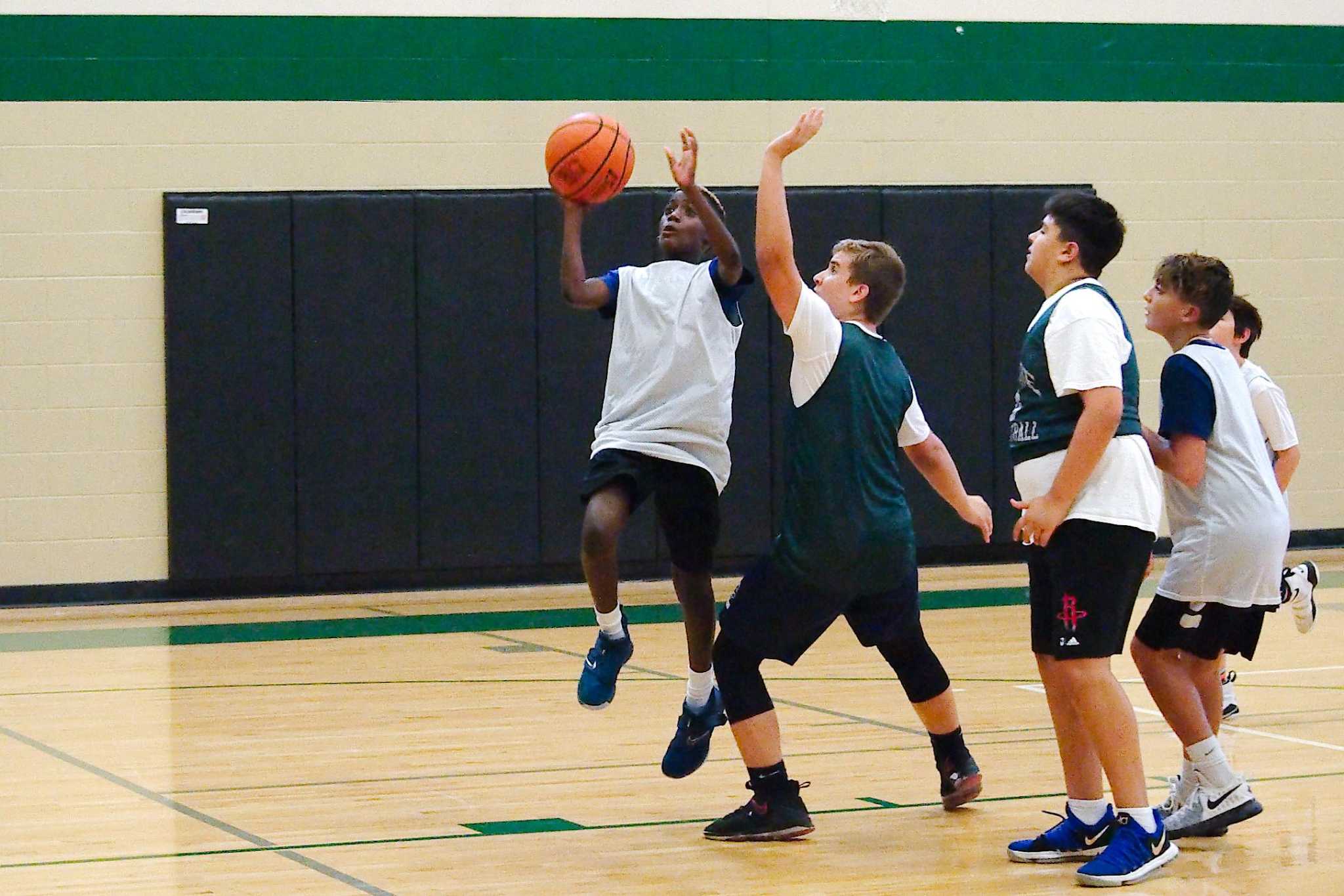 Zipping past the defense