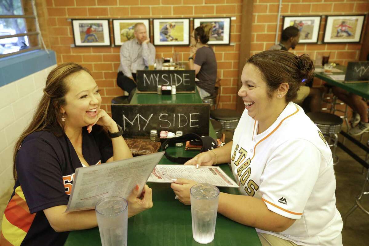 Houston being flooded — by restaurants from D-FW