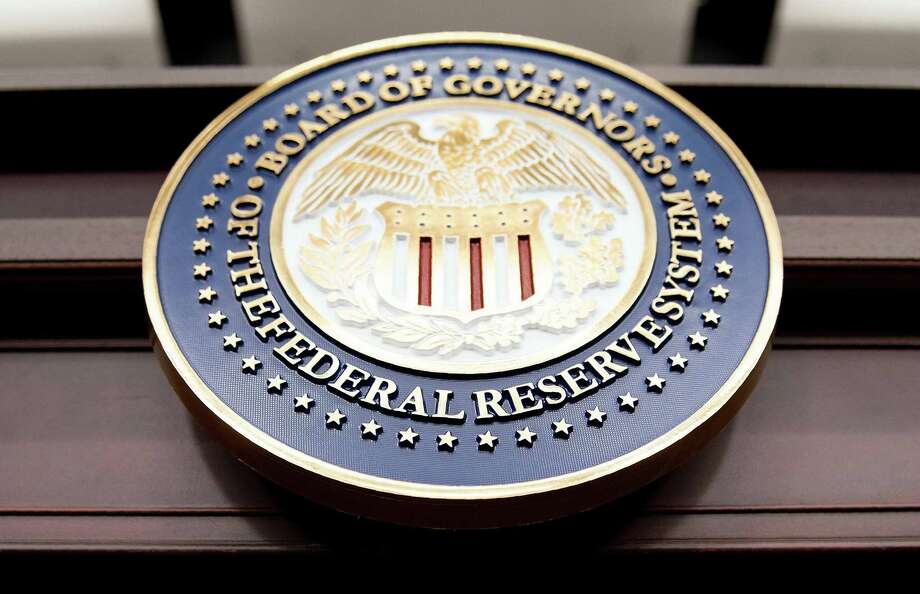 Fed sees further gradual rate hikes with economy close to goals - San ...