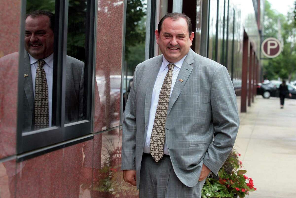 Rapini uses team spirit in longshot Senate run