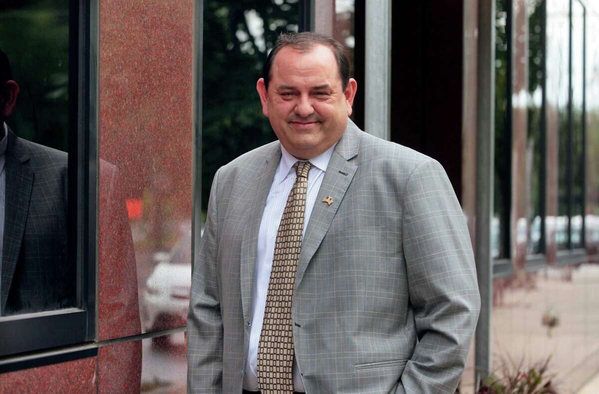 Rapini uses team spirit in longshot Senate run