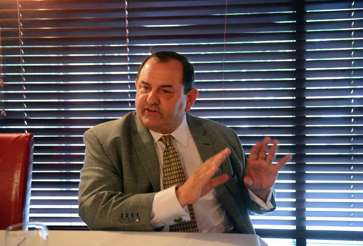 Rapini uses team spirit in longshot Senate run