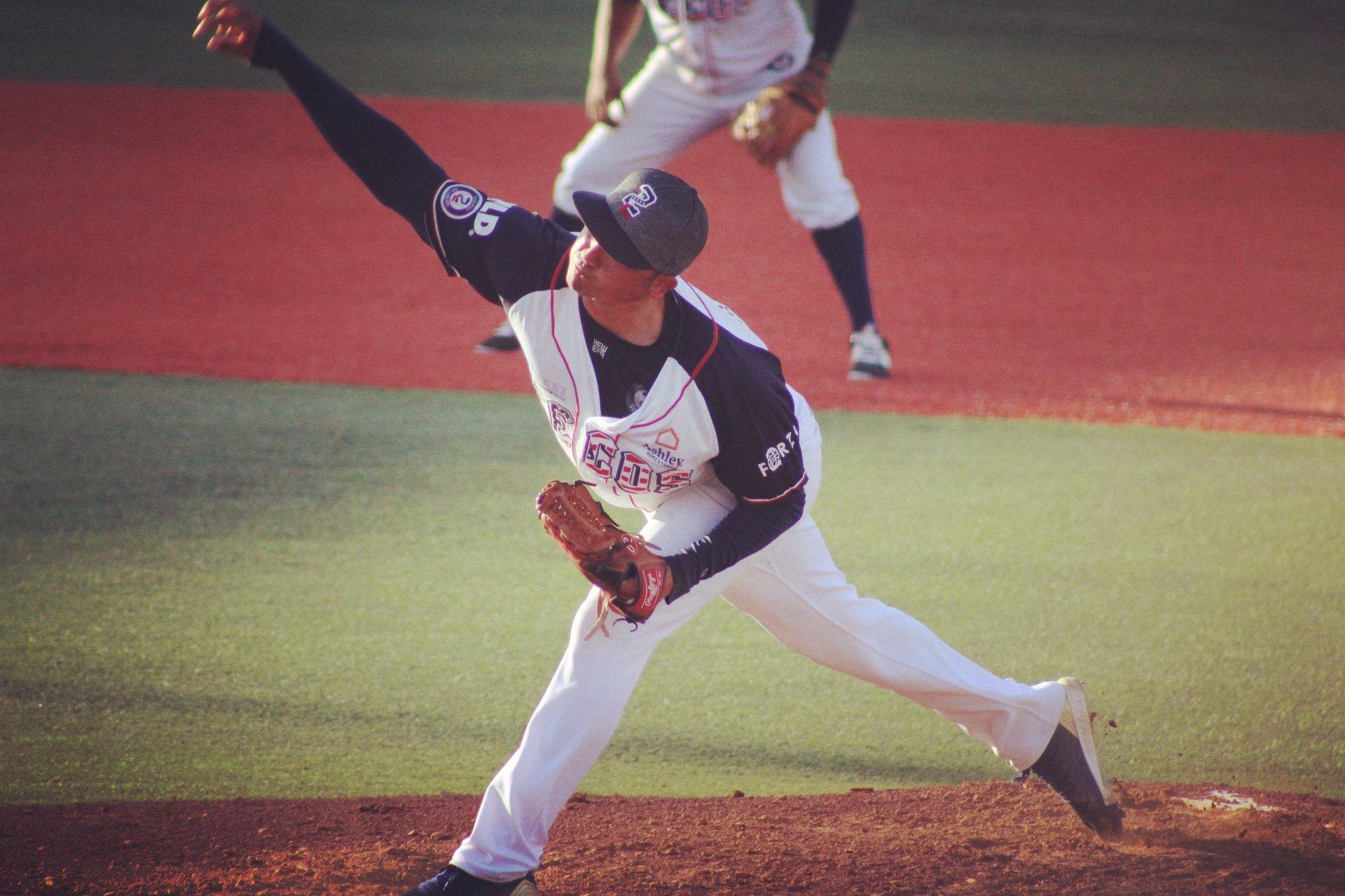 Tecolotes get back to .500, get another walk-off win in extras