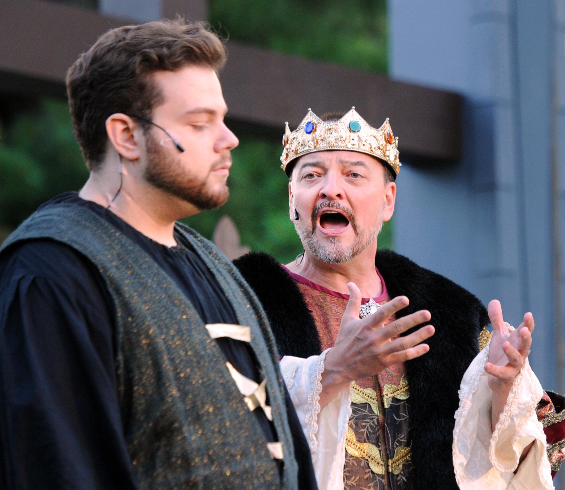 Curtain Call celebrates 15 years of Shakespeare on the Green with ‘Hamlet’