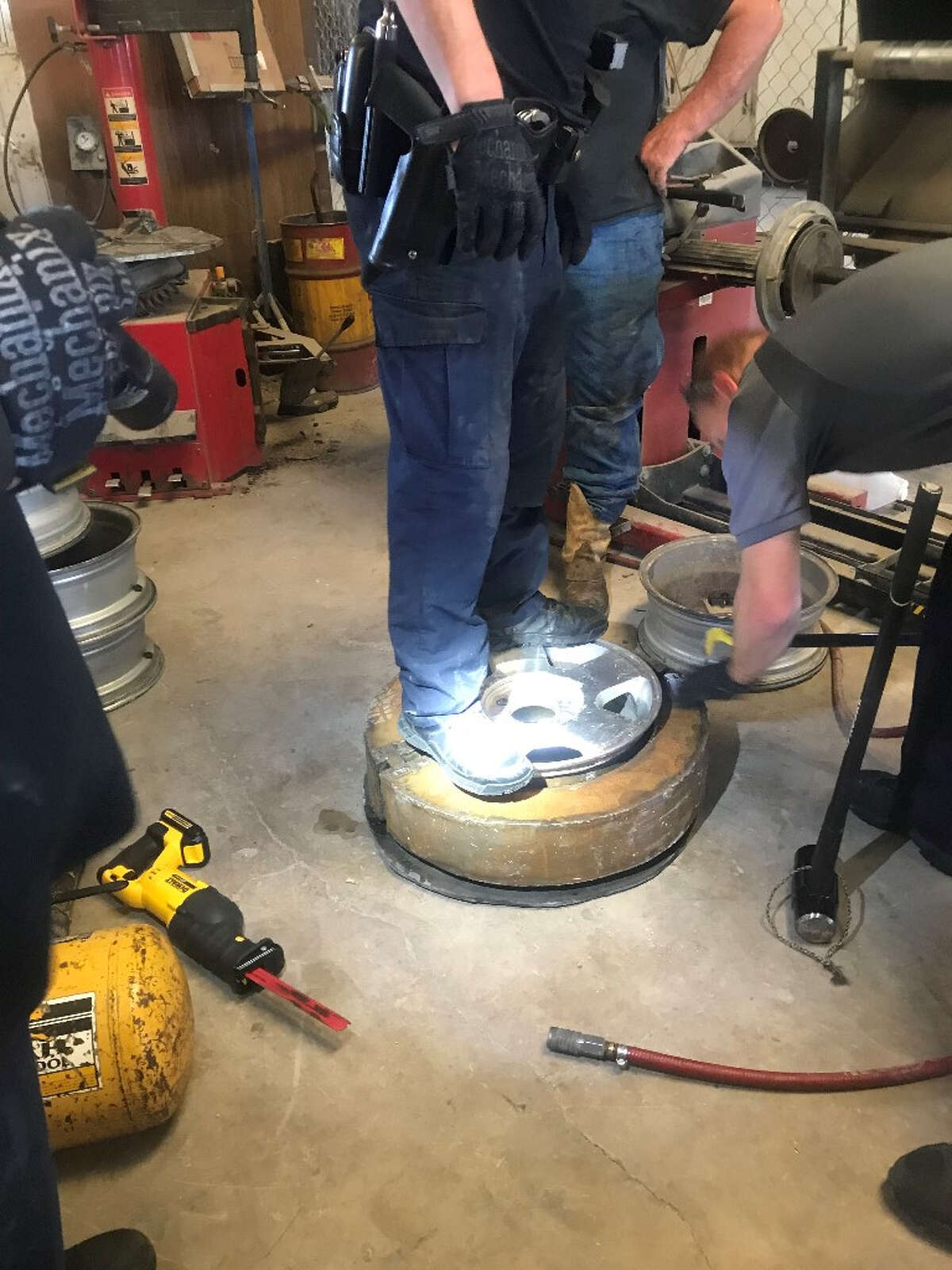 Texas police allegedly find $4.8 million worth of drugs hidden inside ...