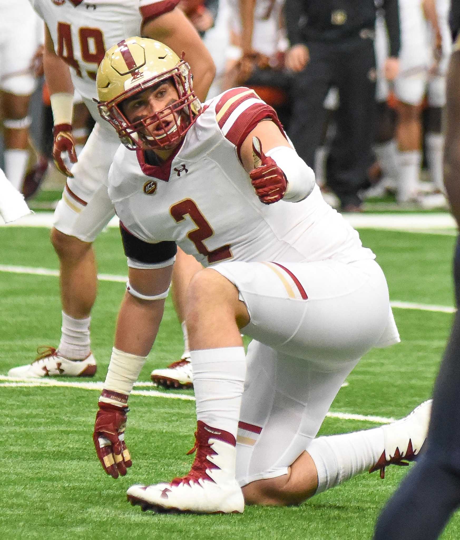 New Canaan's Zach Allen on Bednarik Award watch list