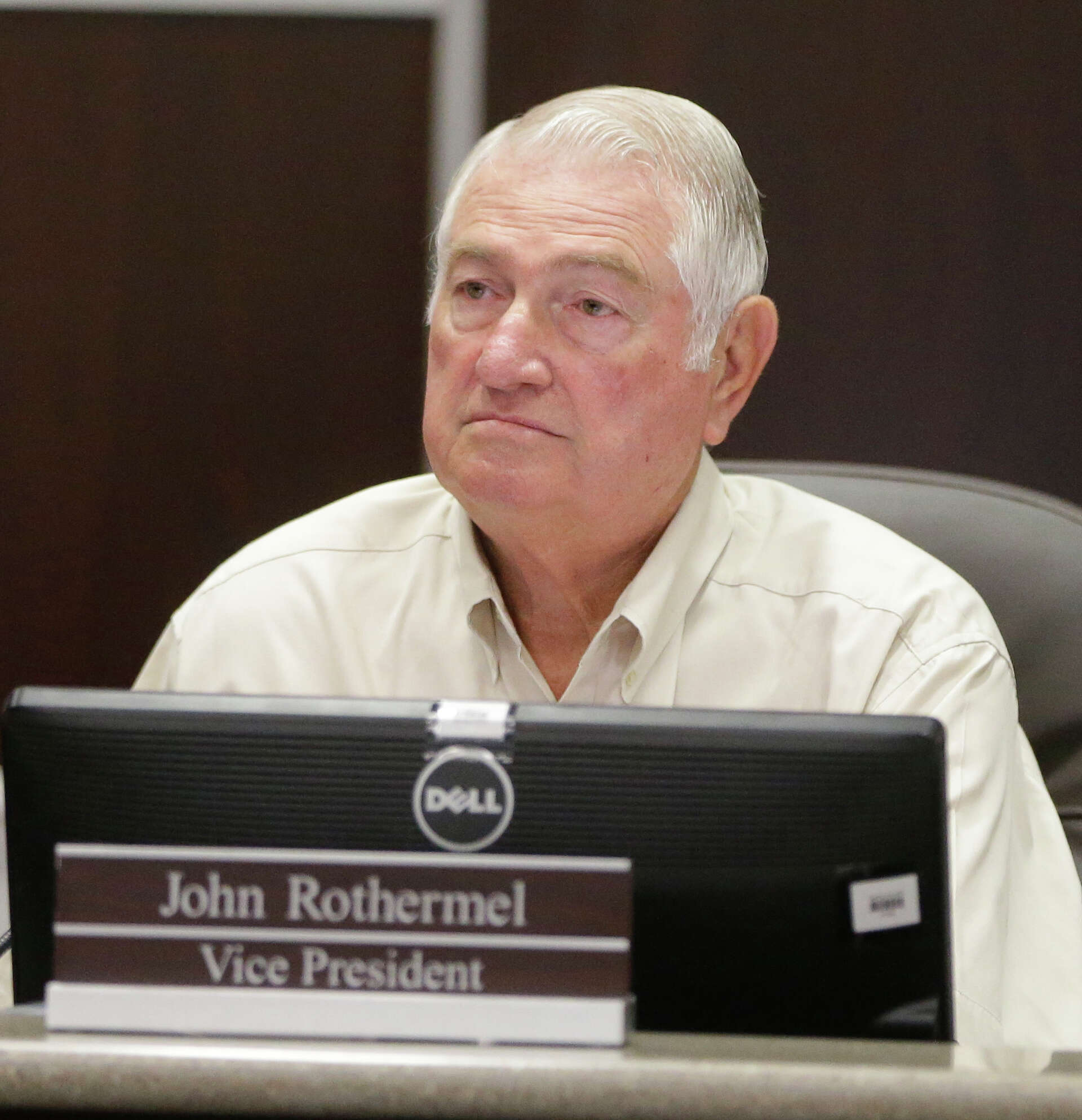 Santa Fe ISD trustees agree to install metal detectors