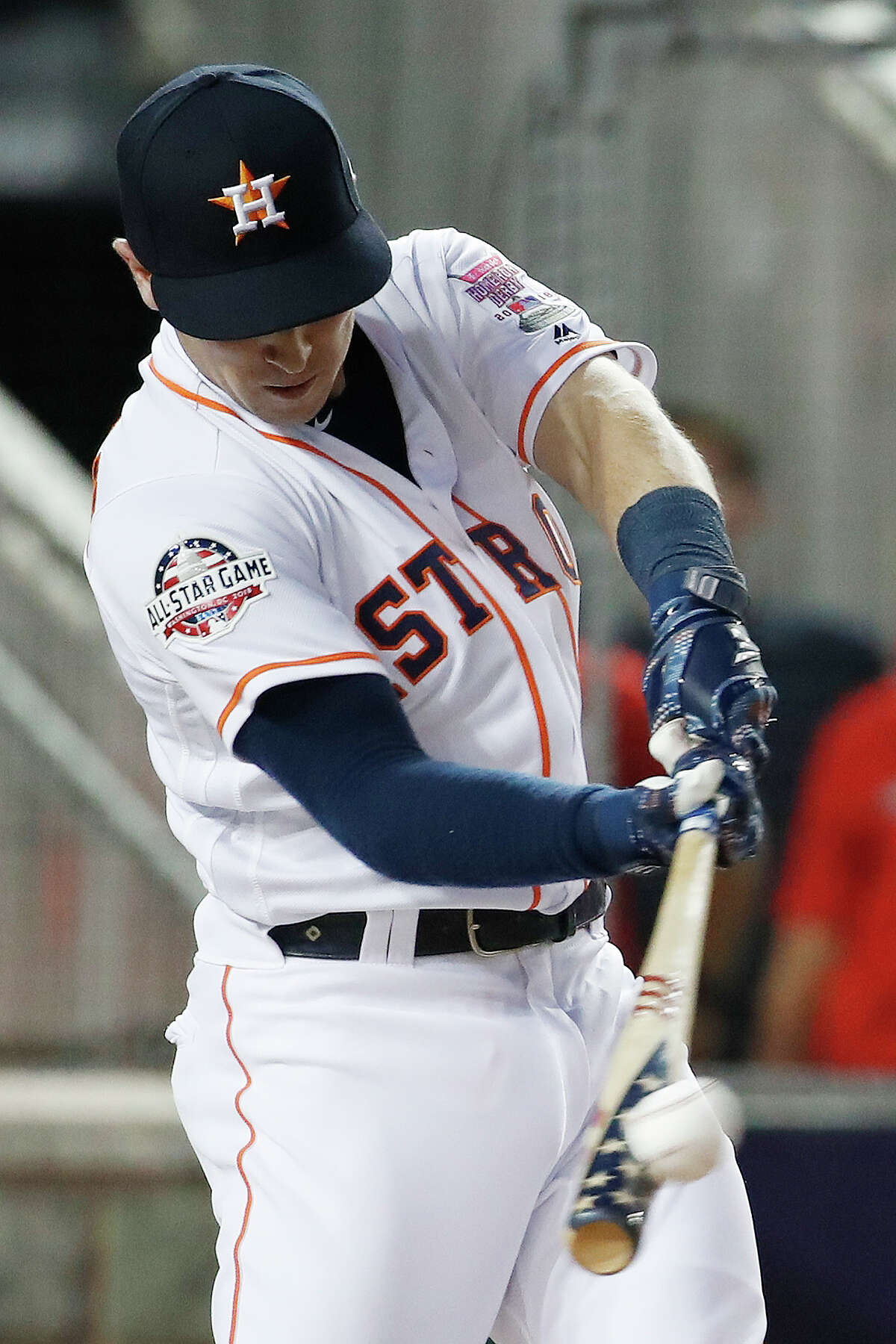 Astros' Alex Bregman exits Home Run Derby after first round