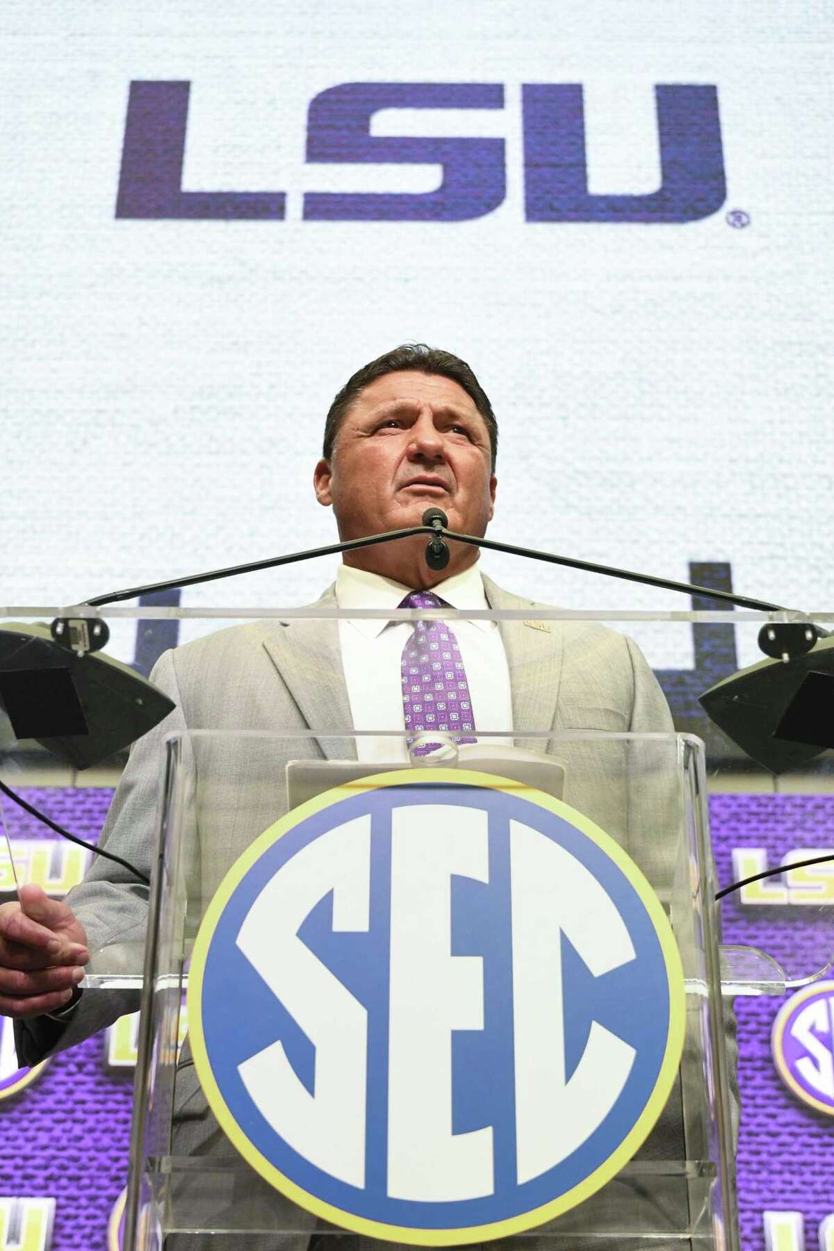 Ed Orgeron tries to make LSU fans forget about missing on Jimbo Fisher