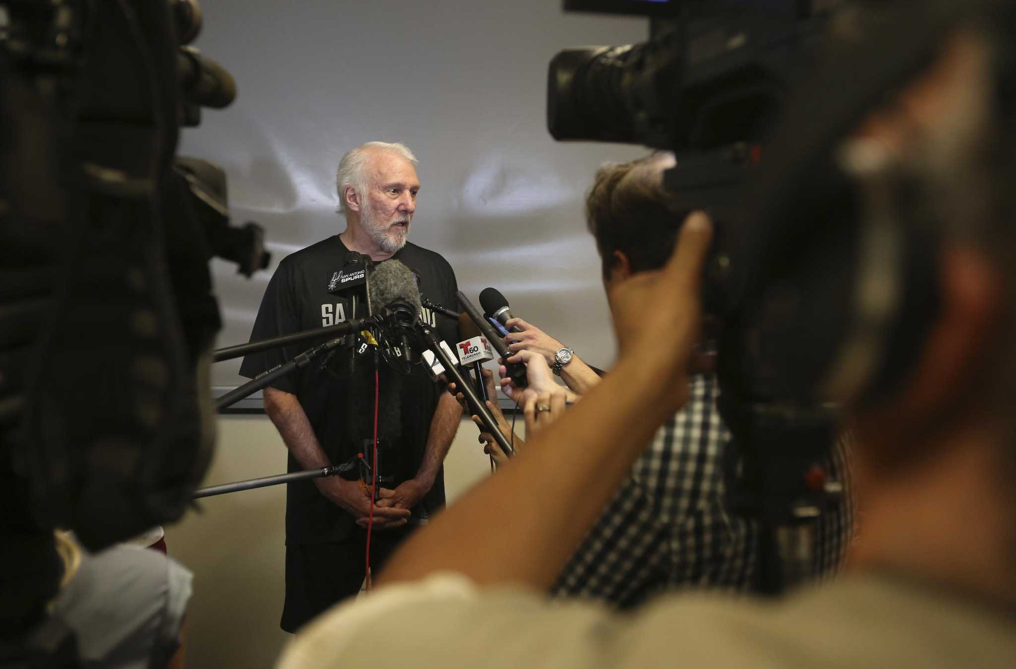 Three months after his wife’s death, Popovich back in his natural element