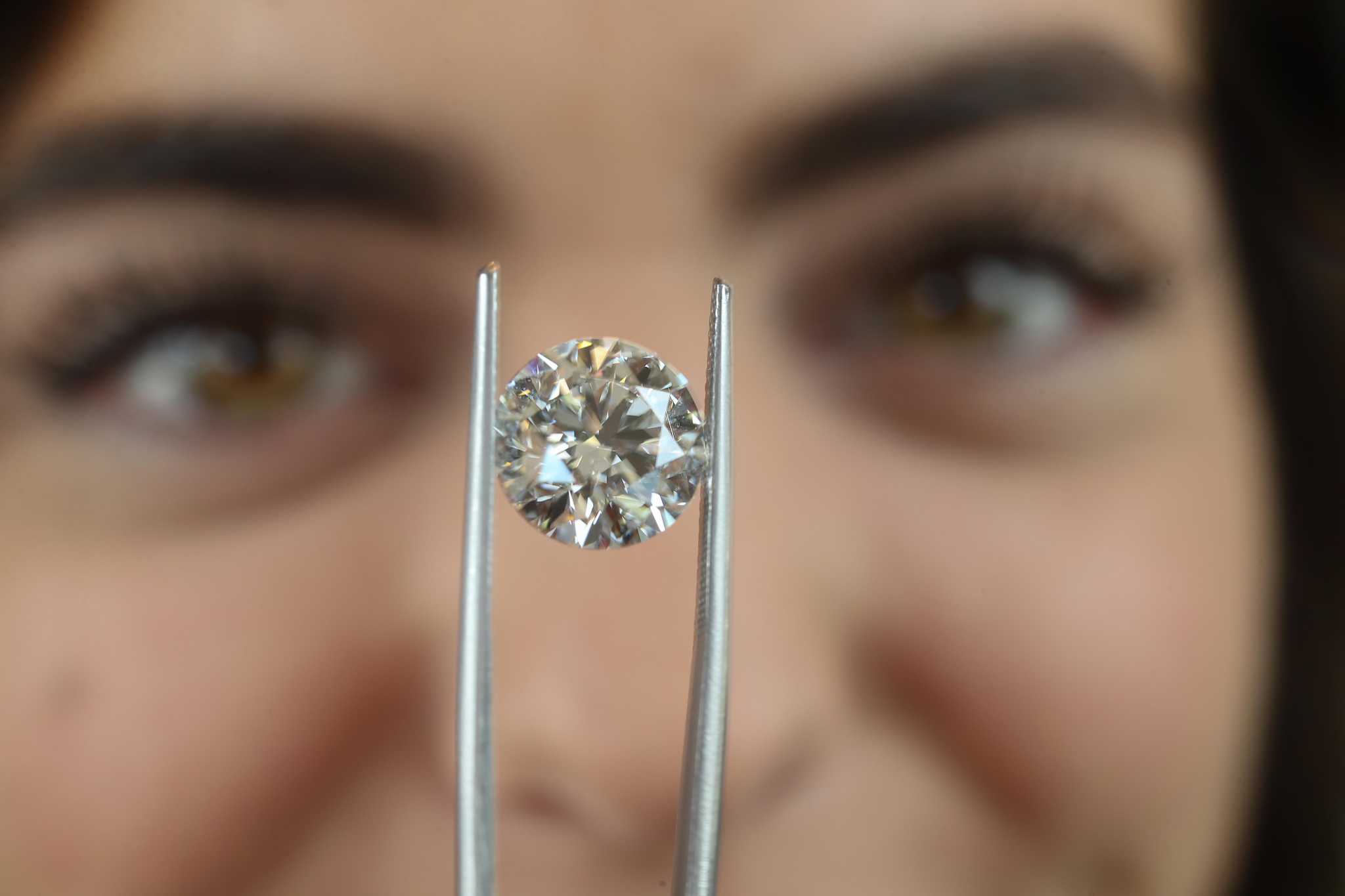 Millennials not the only group digging diamonds grown in laboratories