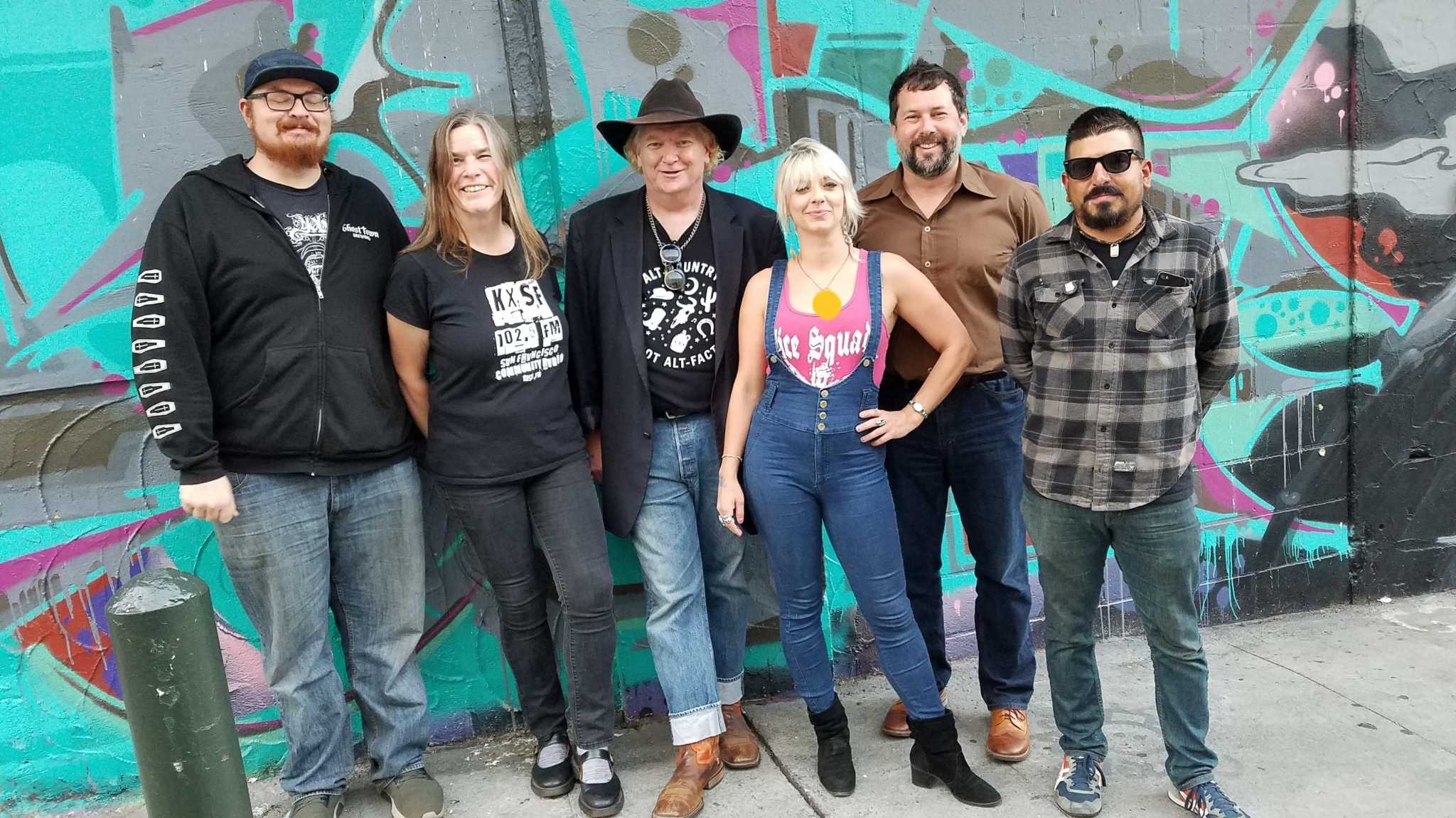 Radio Waves: New KXSF tries to resurrect pioneer KUSF