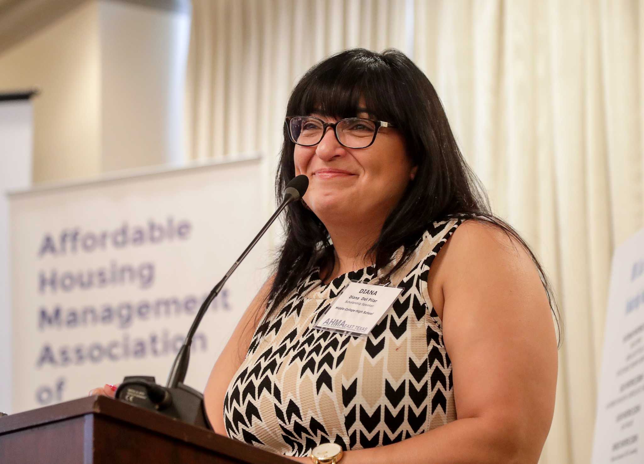 Principal from Chronicle series on at-risk high school speaks at ...