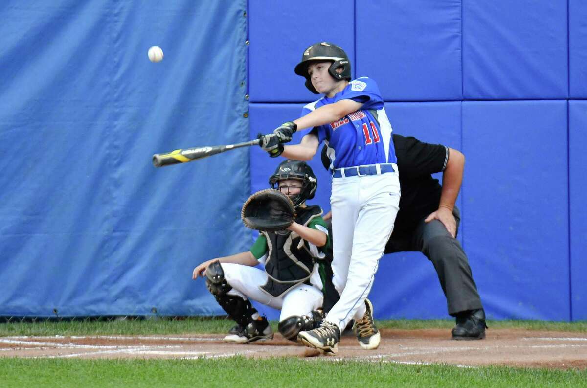 Wallingford hits its way past Shelton American into Section 2 finals