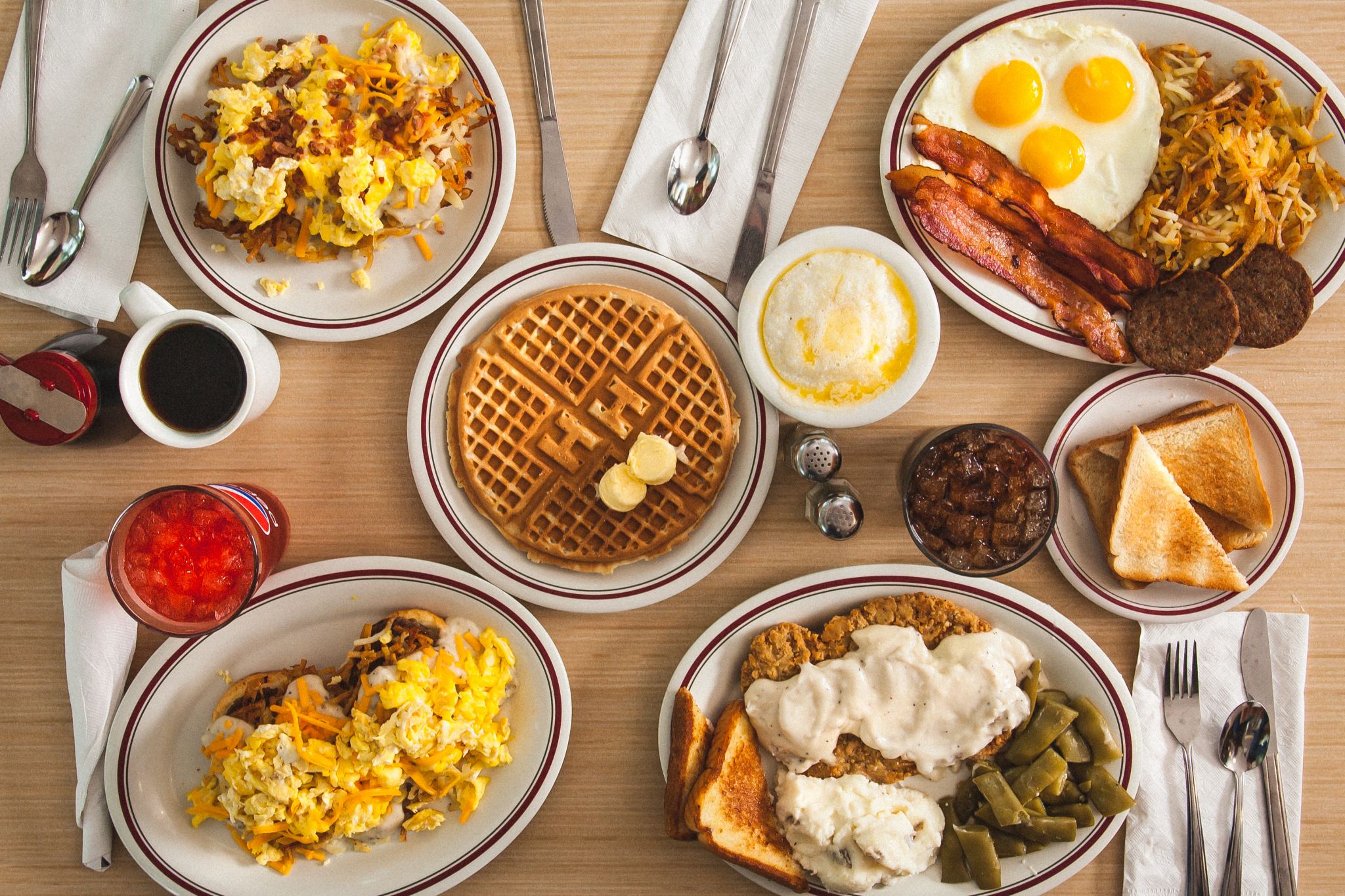 Southern 24-hour diner Huddle House plans Pearland locations