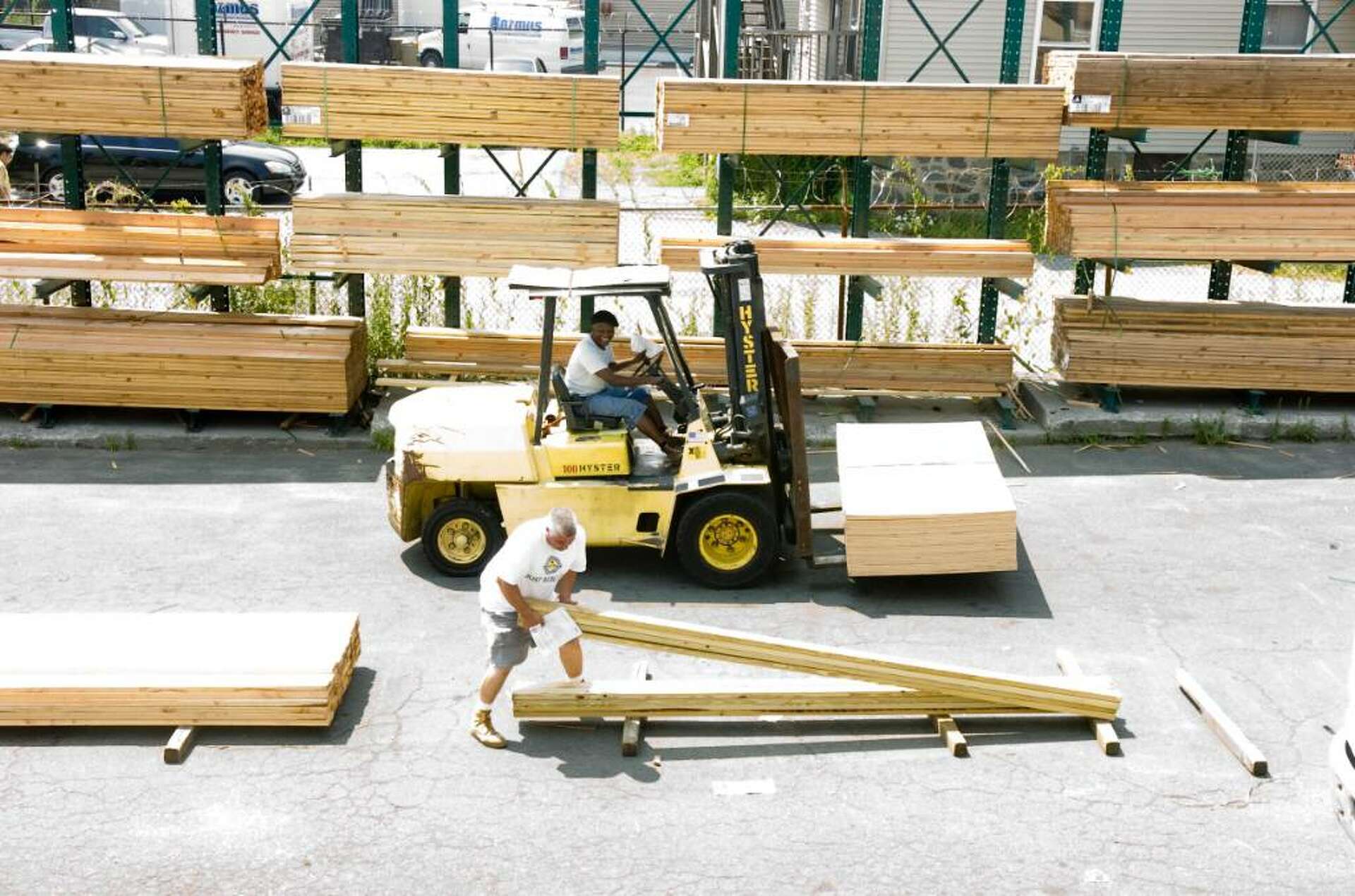 The Dart: Lumber company has deep family roots