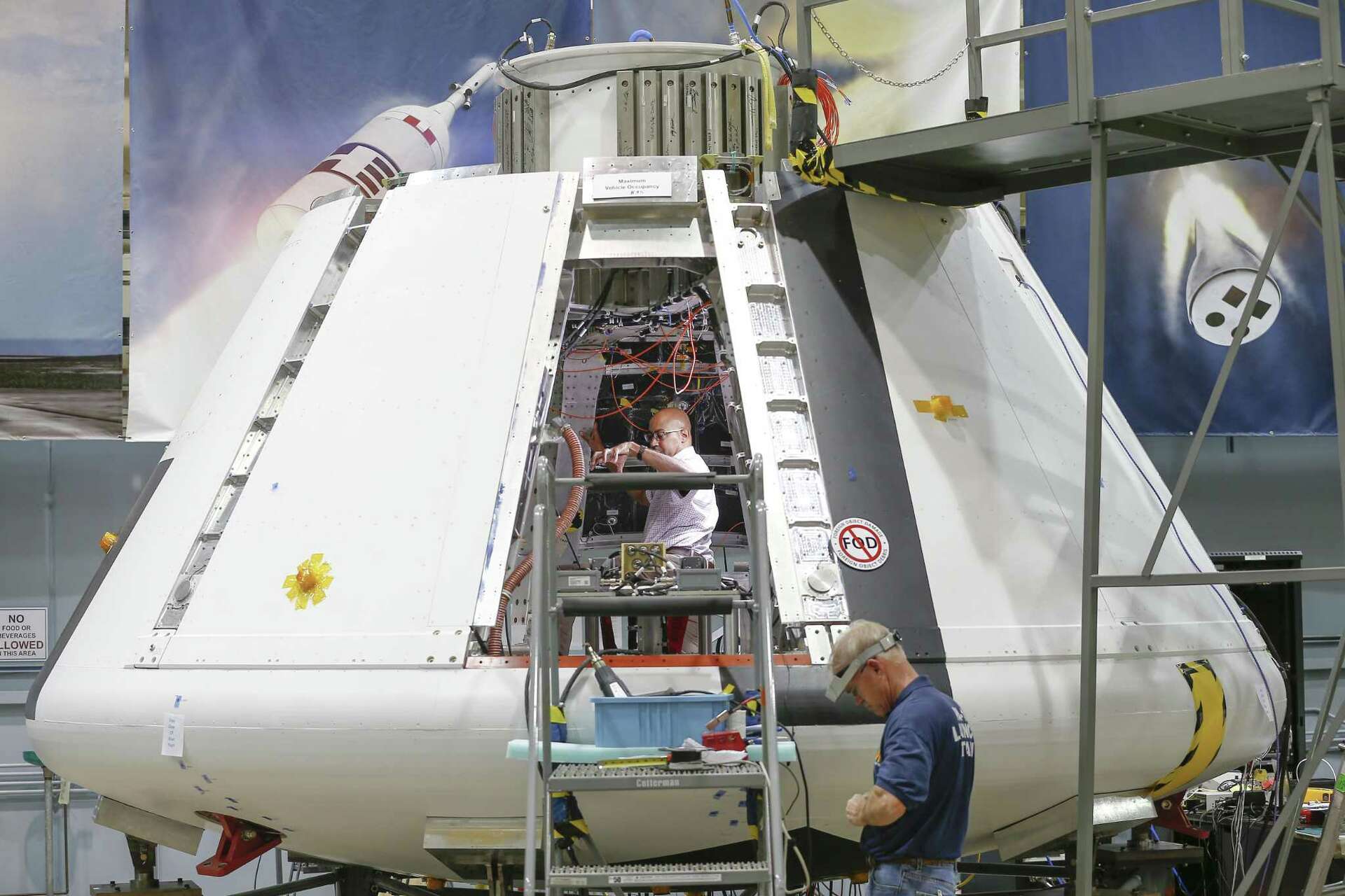 NASA’s Orion spacecraft test module for moon launch system passes ...