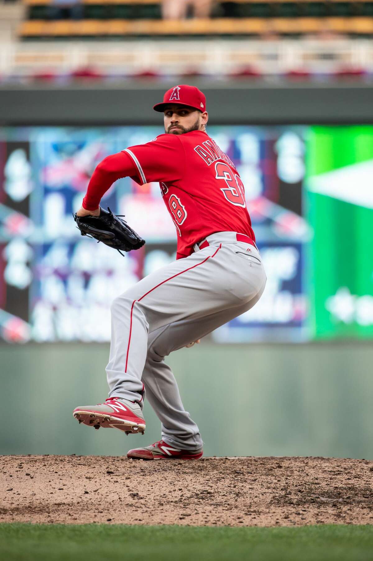 Houston's Justin Anderson engineering a niche with Angels