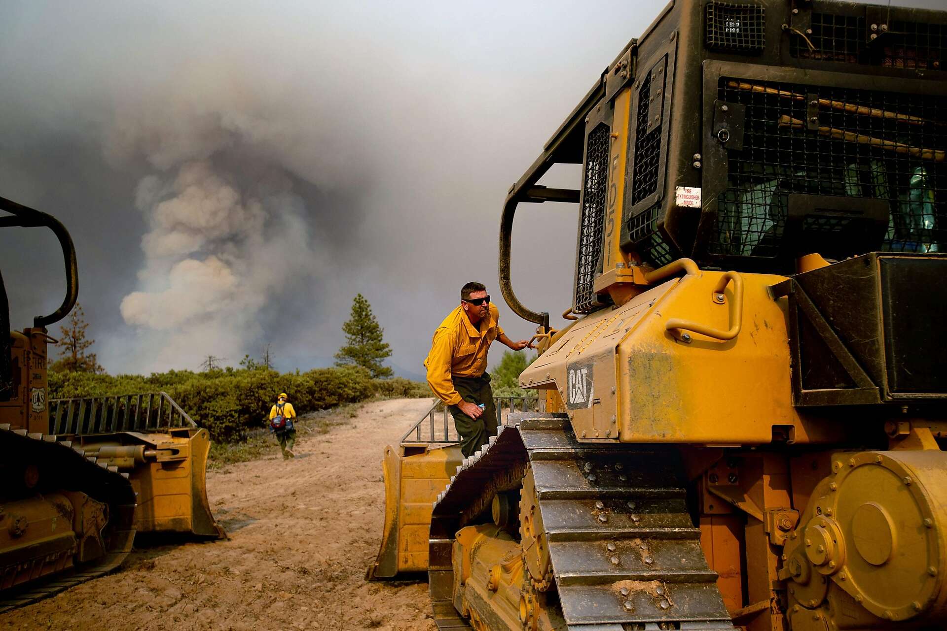 Yosemite Valley ordered closed because of Ferguson Fire