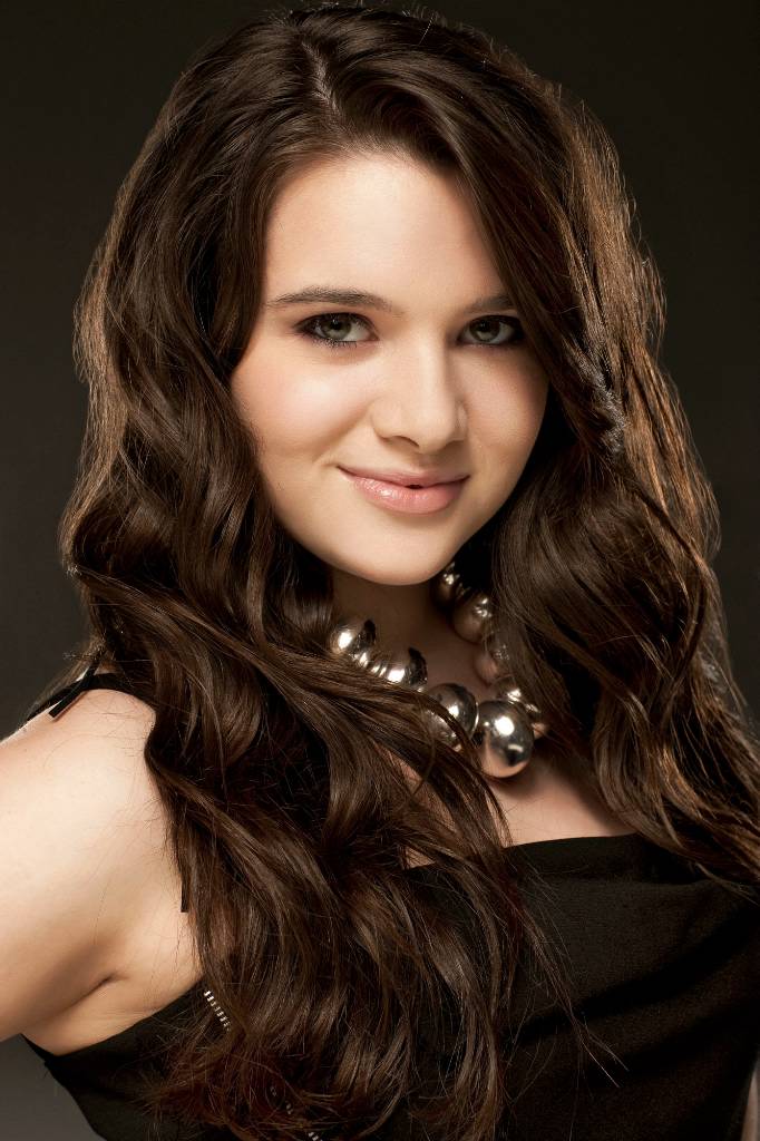 Katie to perform close to home