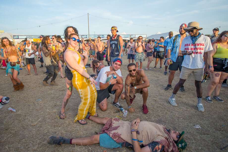 Photos: Fans beat the heat for Day 2 of Float Fest 2018 - mySA