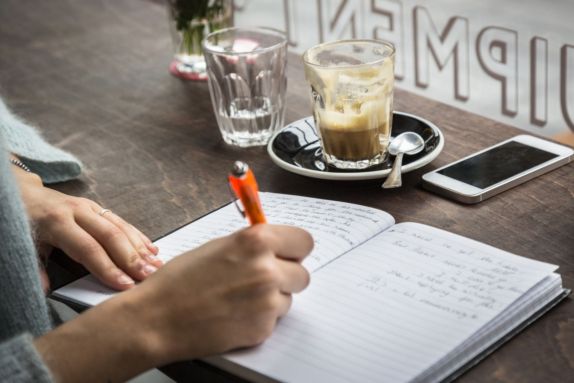 5 Belief Shifts That Will Take You From Stagnating to Soaring