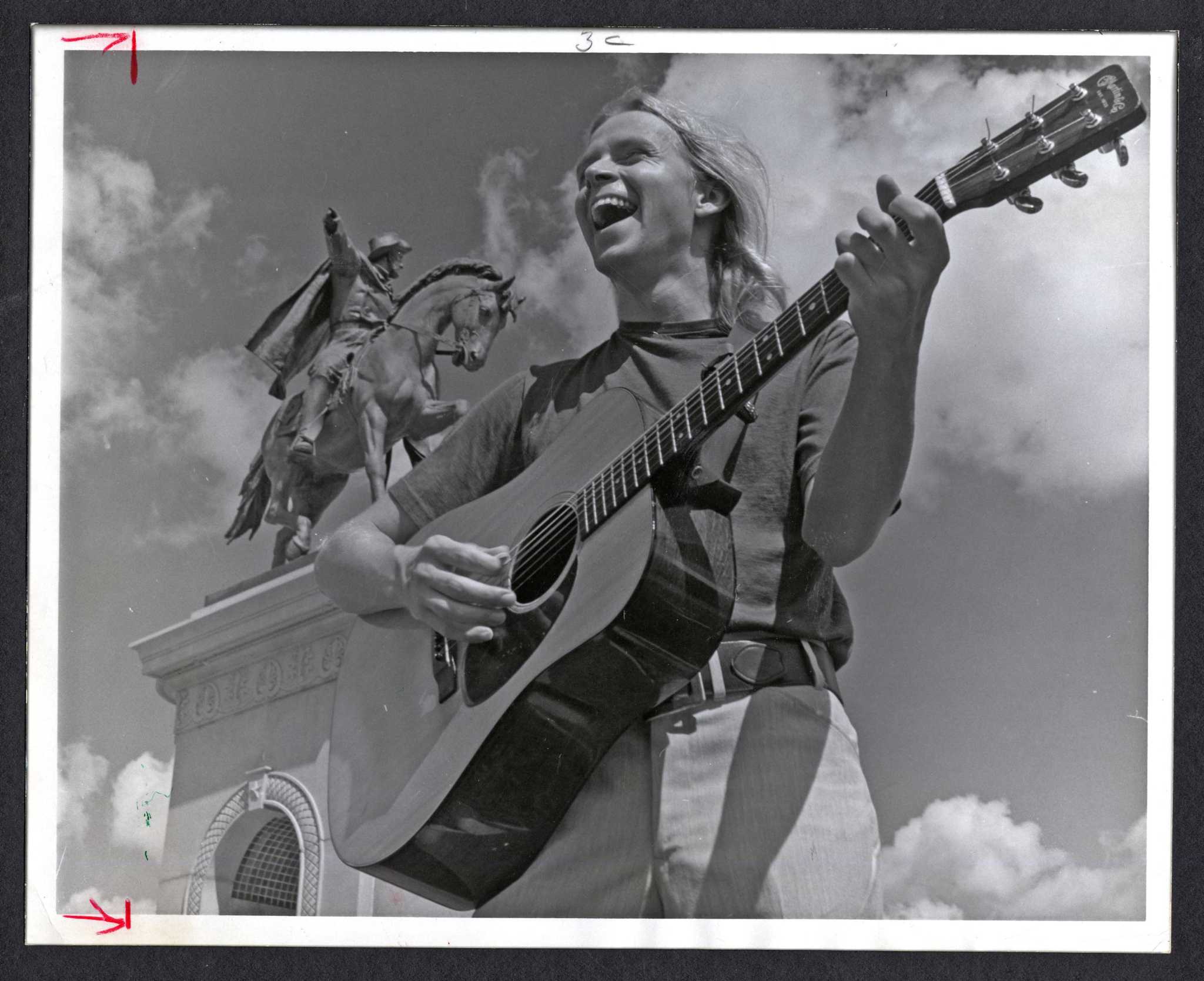 Houston loses Don Sanders, its musical ‘Mayor of Montrose’