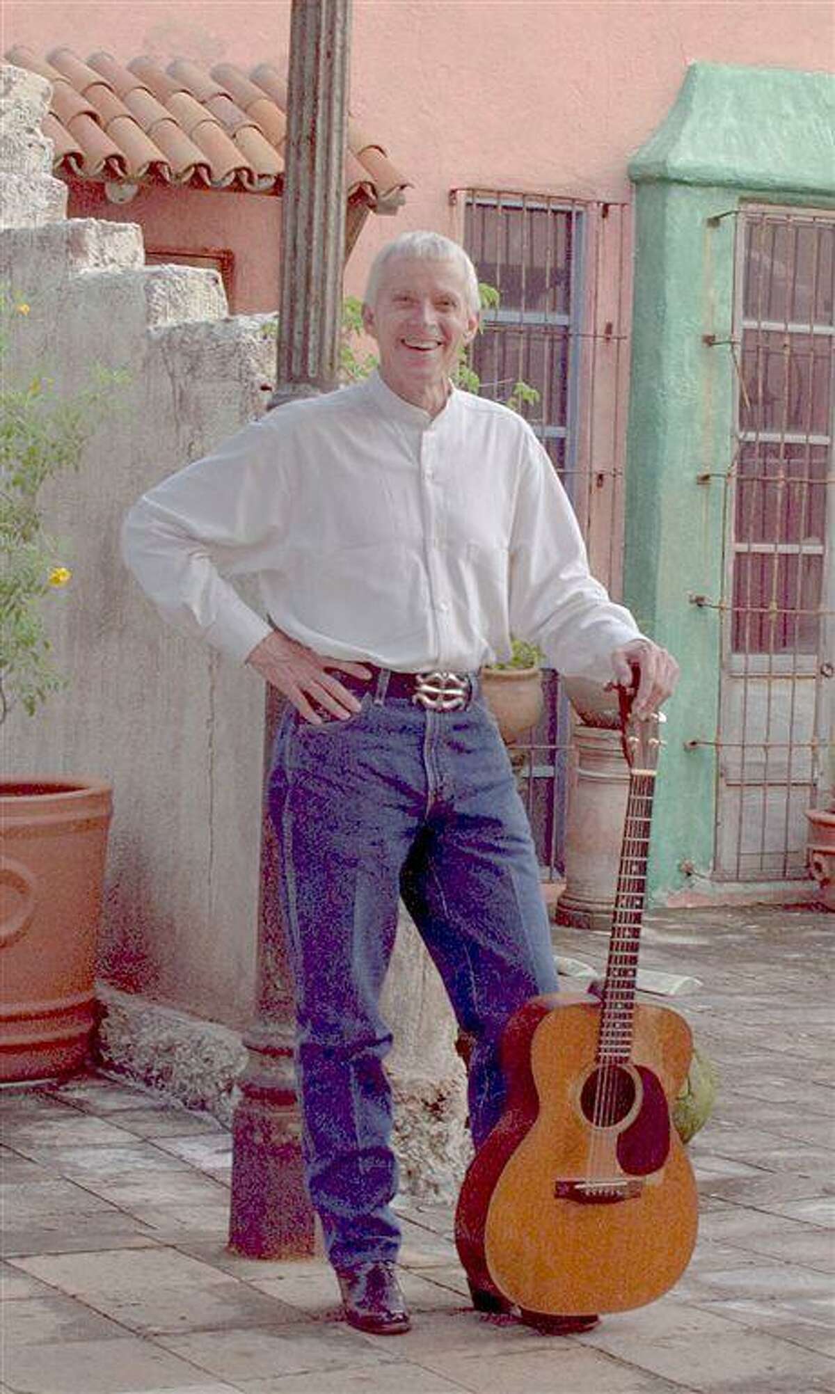 Houston loses Don Sanders, its musical ‘Mayor of Montrose’