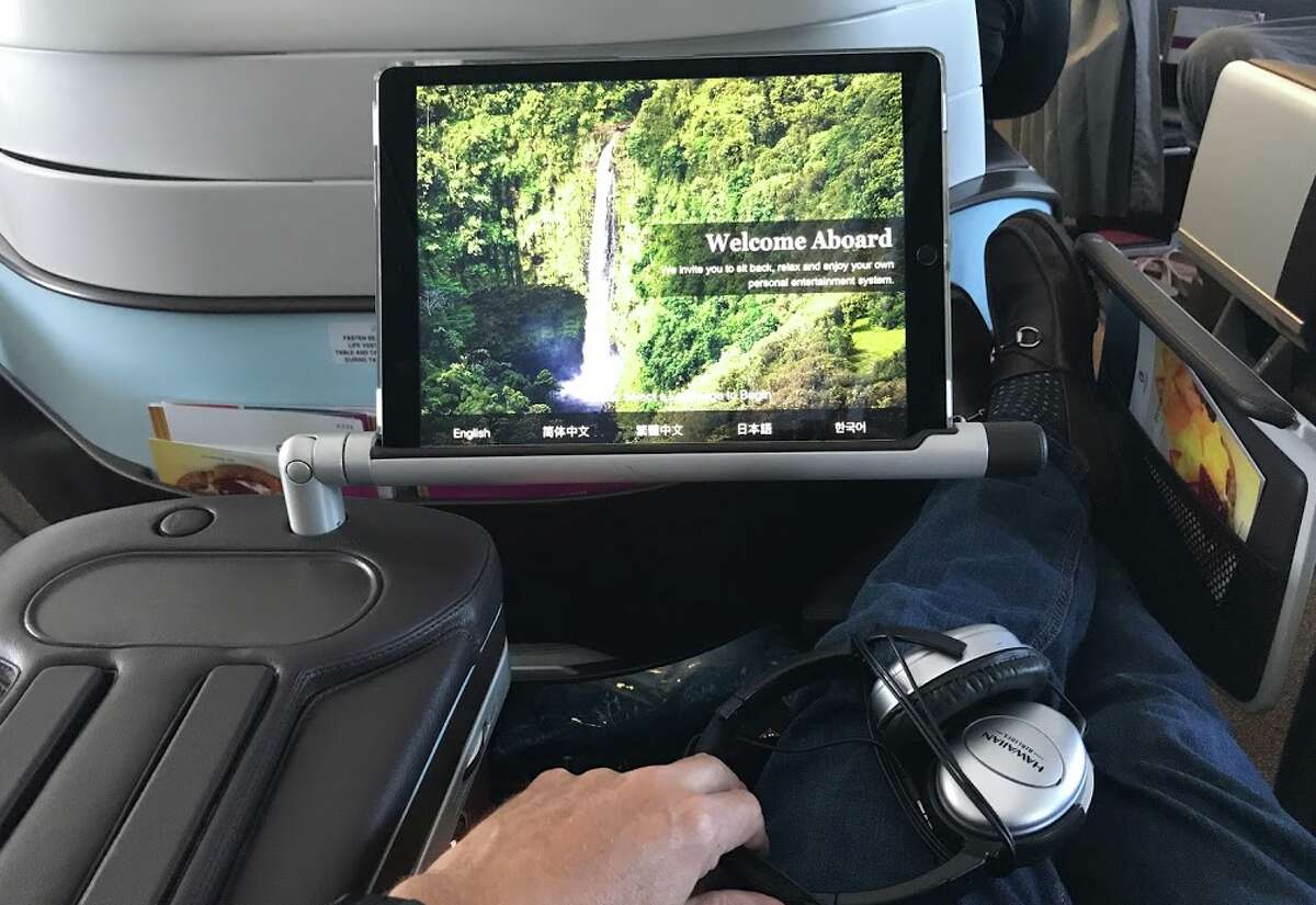 Review: Hawaiian Airlines' Airbus A330 to Honolulu from SFO