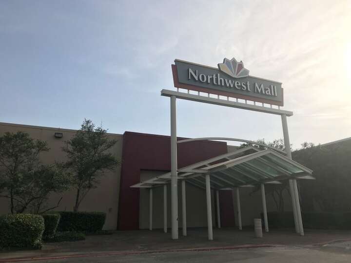 See what the inside of Northwest Mall looks like as it awaits its fate