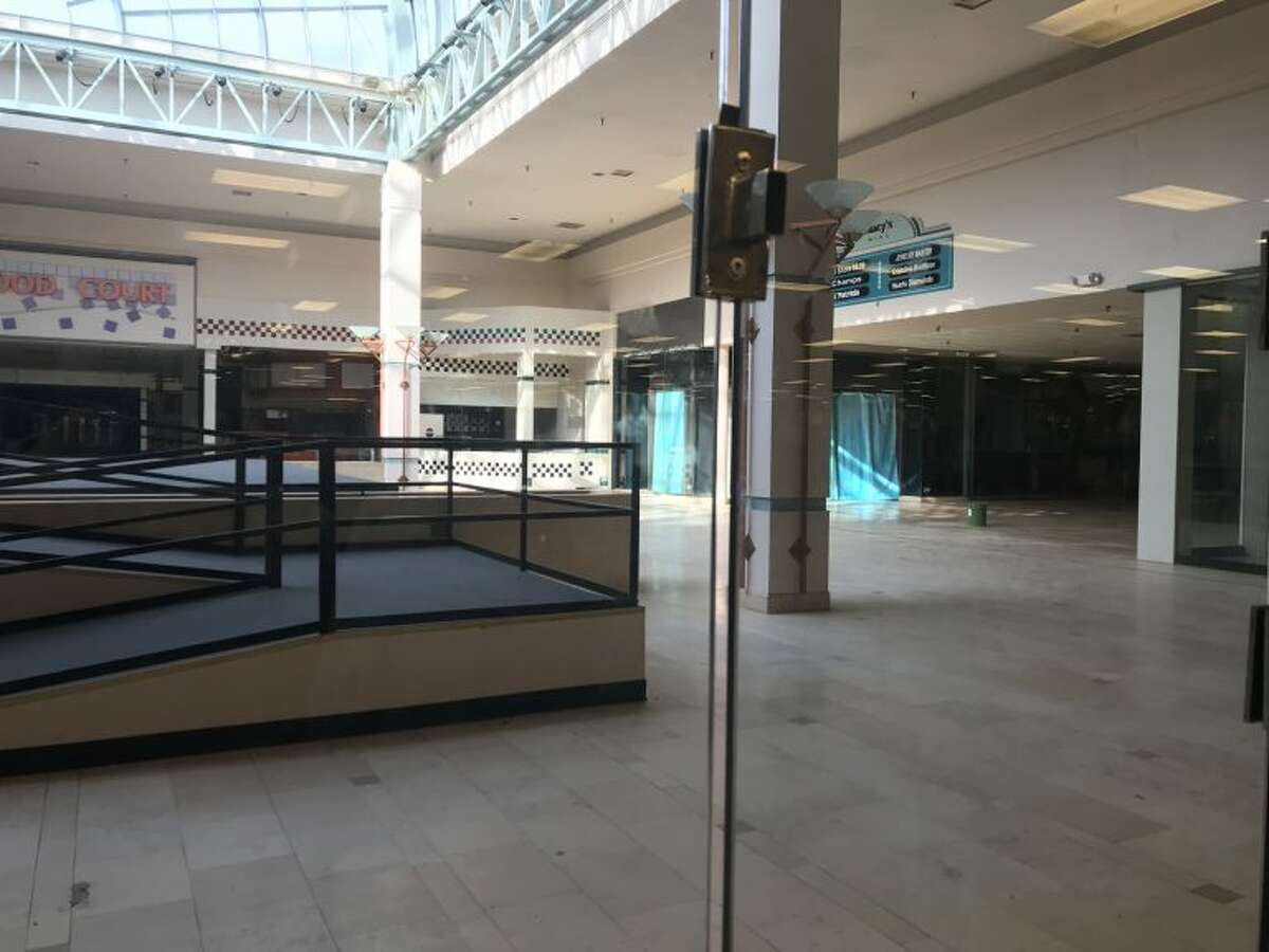 See what the inside of Northwest Mall looks like as it awaits its fate