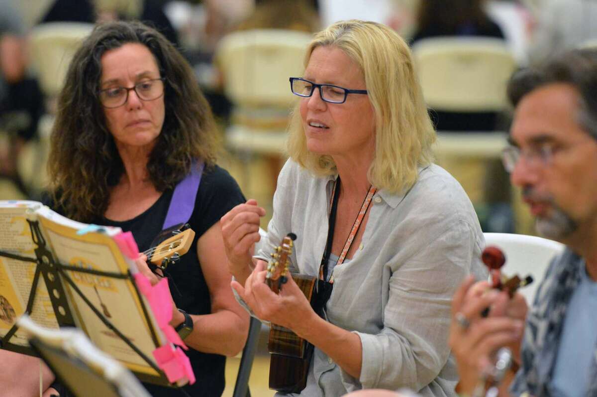 Ukulele enthusiasts plan Norwalk convergence