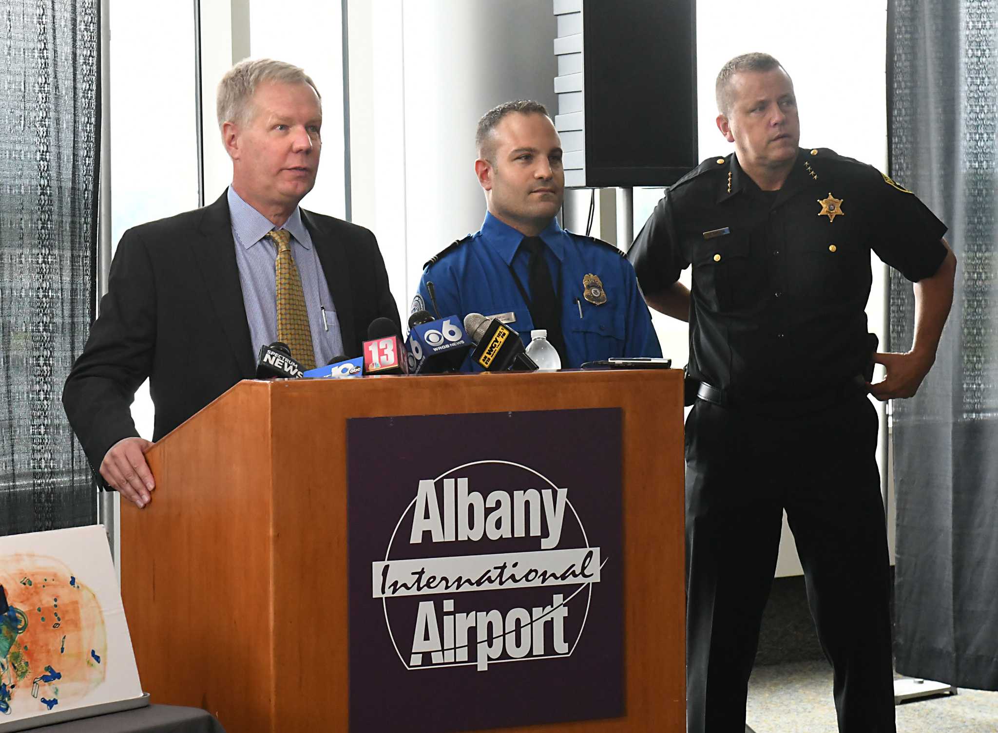 Gun owners get stern reminder on bringing guns to airport